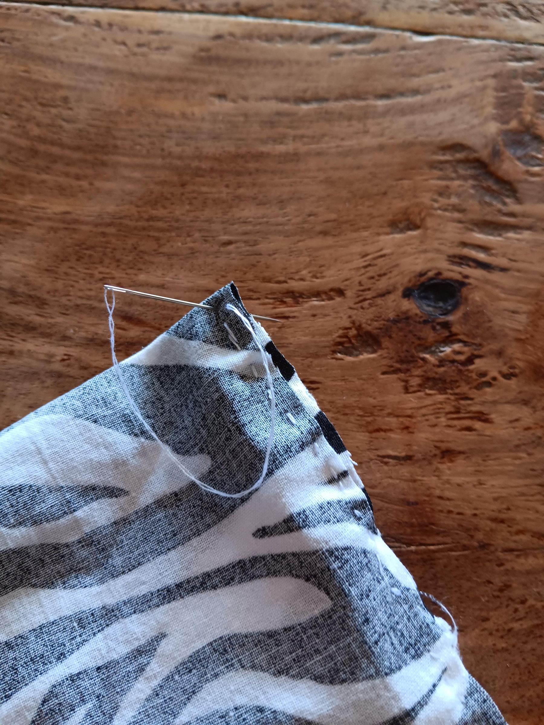 Hand Sewn Microwavable Rice Bag : 11 Steps - Instructables