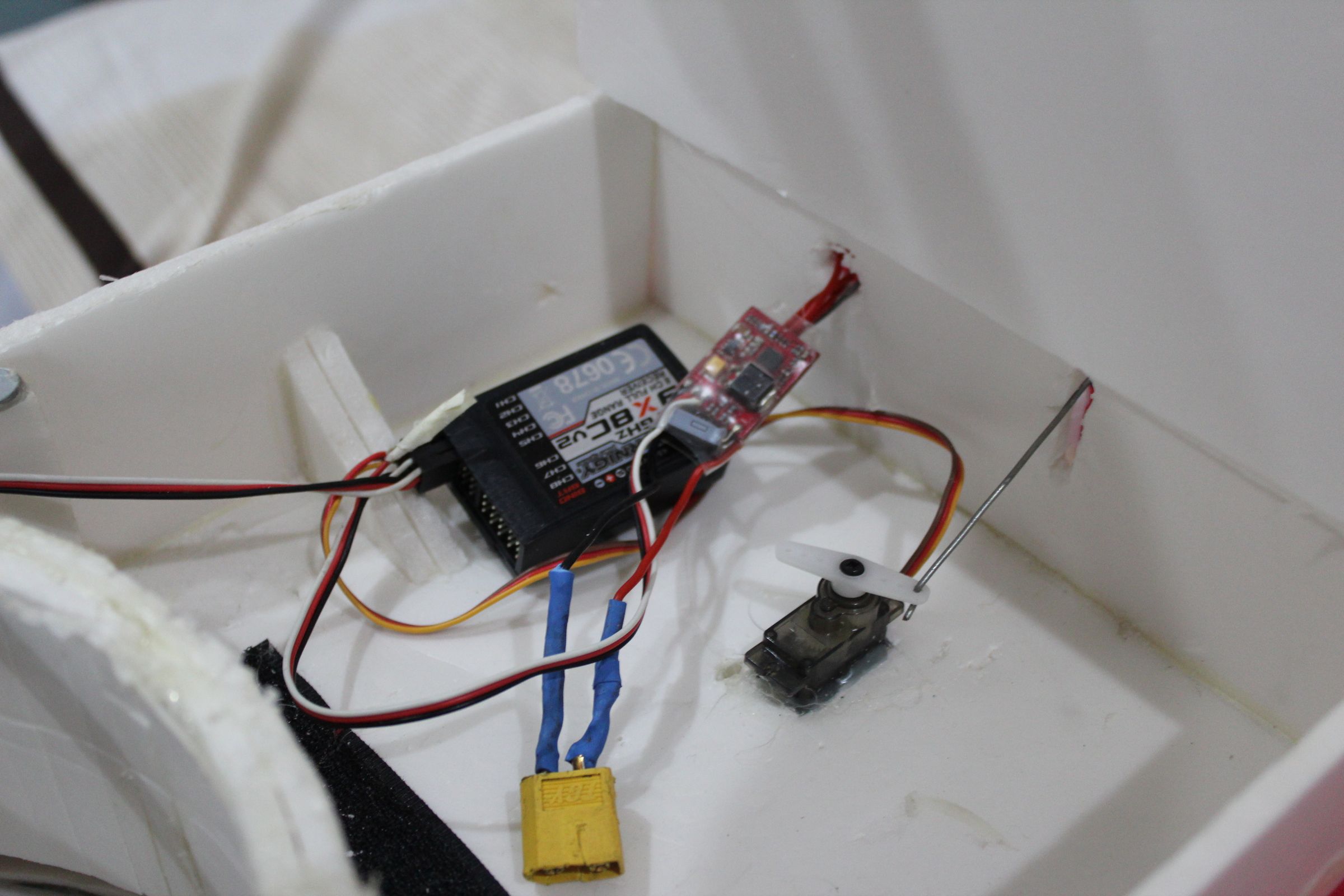 RC Thrust Vectoring Hovercraft (used in Jet Fighters) : 4 Steps (with ...