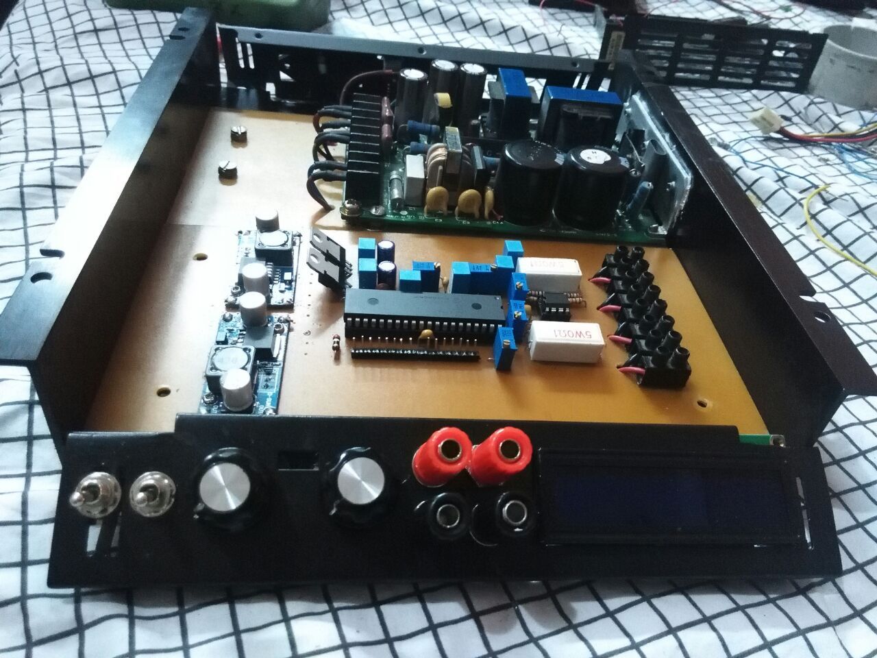 DIY Bench Power Supply (Dual-Channel) : 4 Steps (with Pictures ...