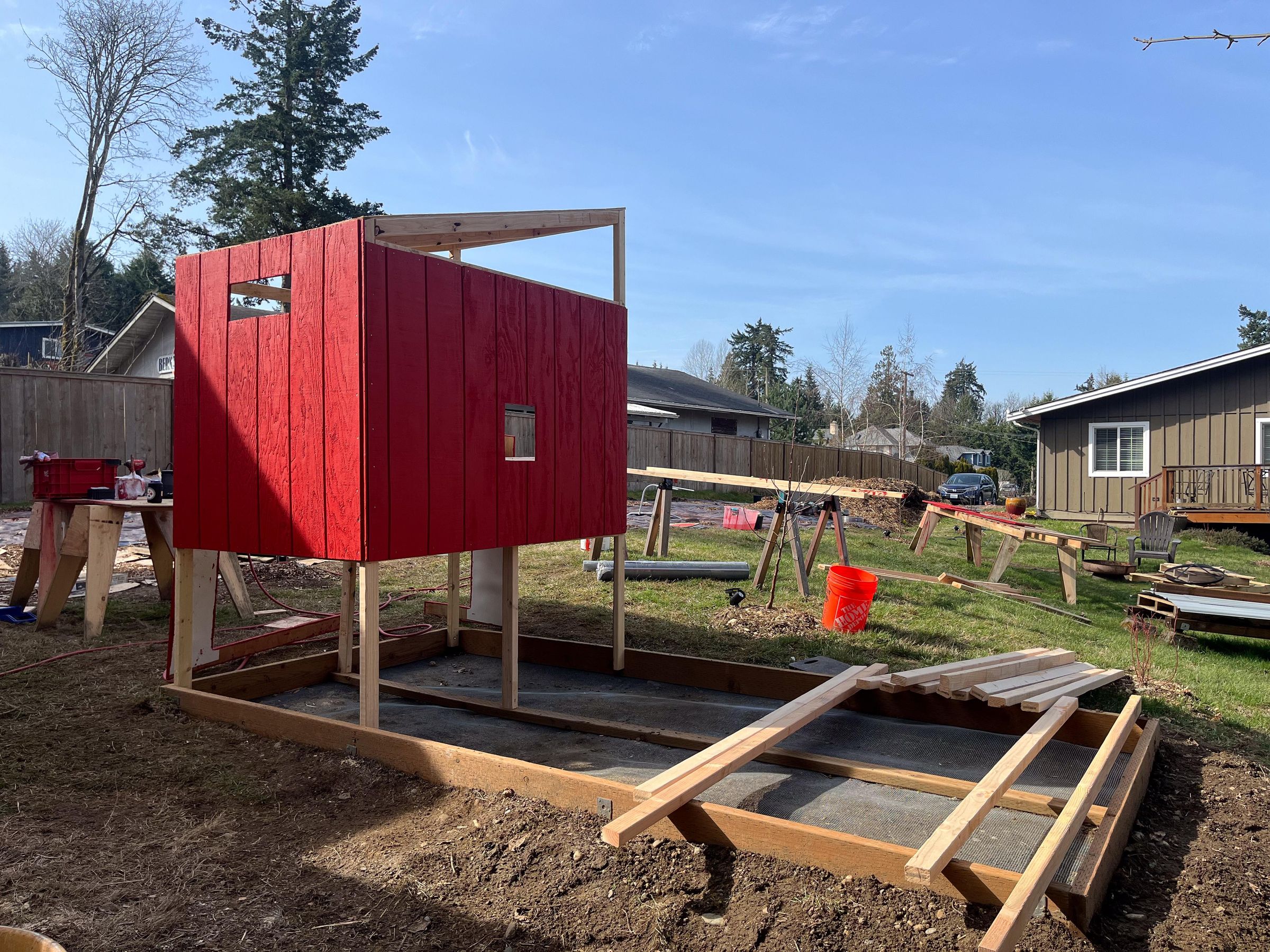 Build a DIY Chicken Palace : 7 Steps (with Pictures) - Instructables