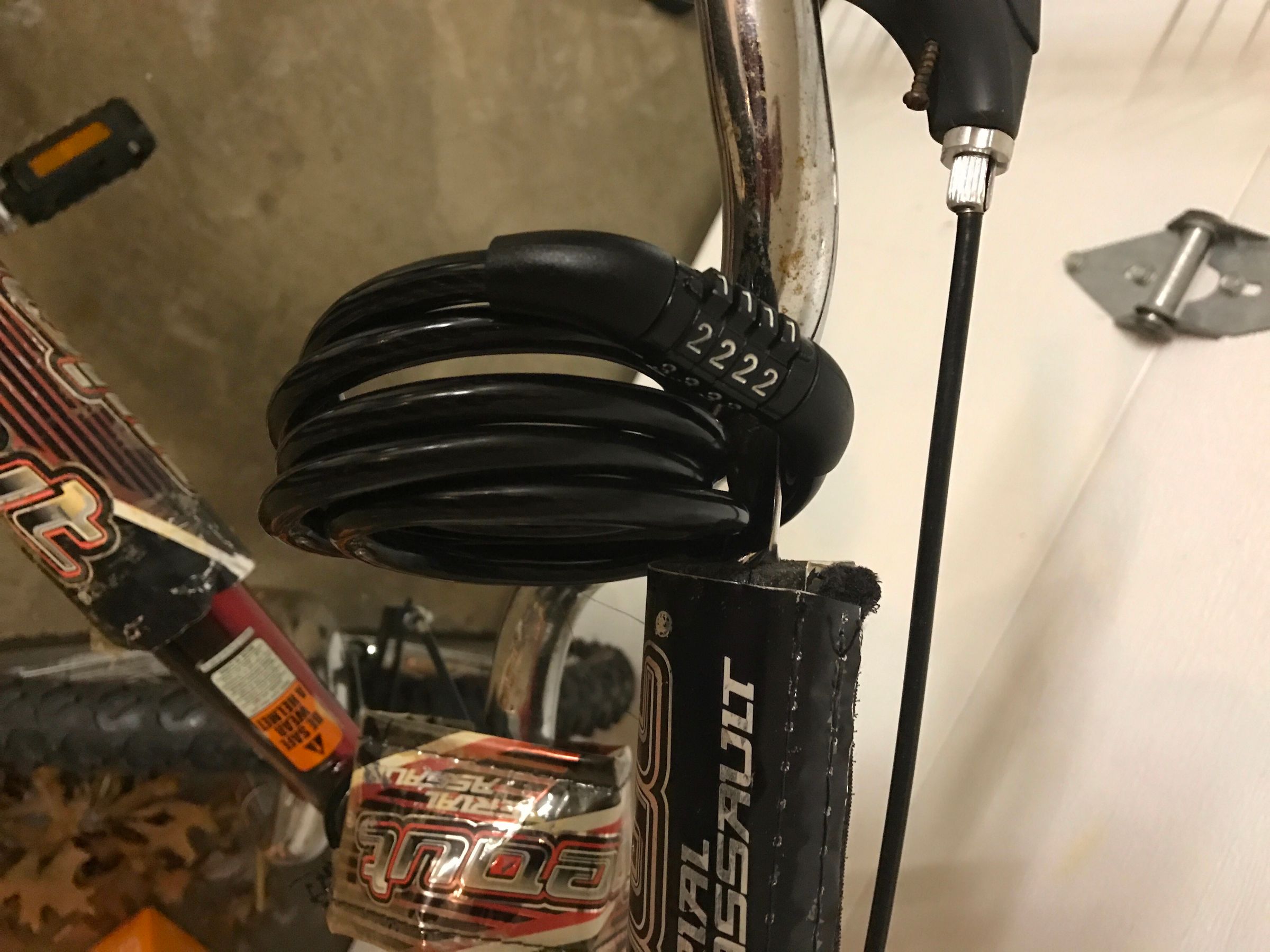 Unlock 4 Digit Cable Lock : 4 Steps - Instructables