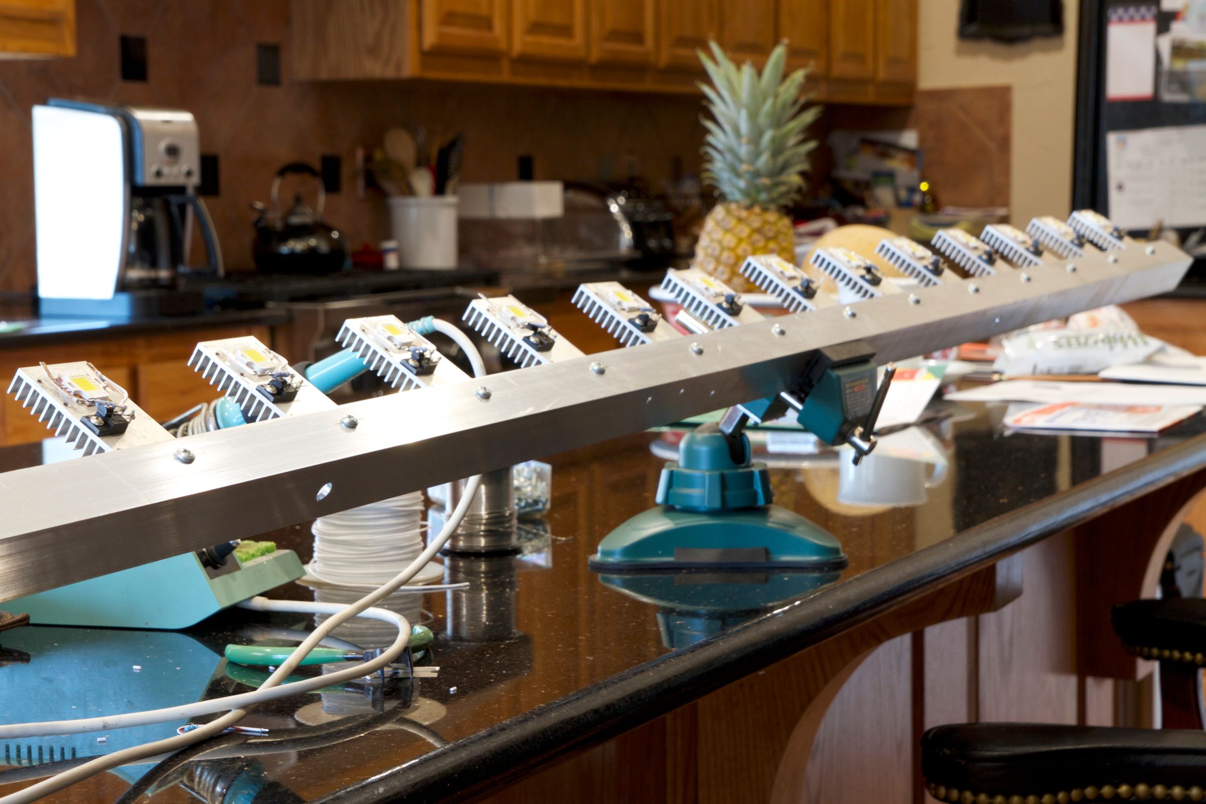 Build the Ultimate Larson Scanner! : 6 Steps (with Pictures ...