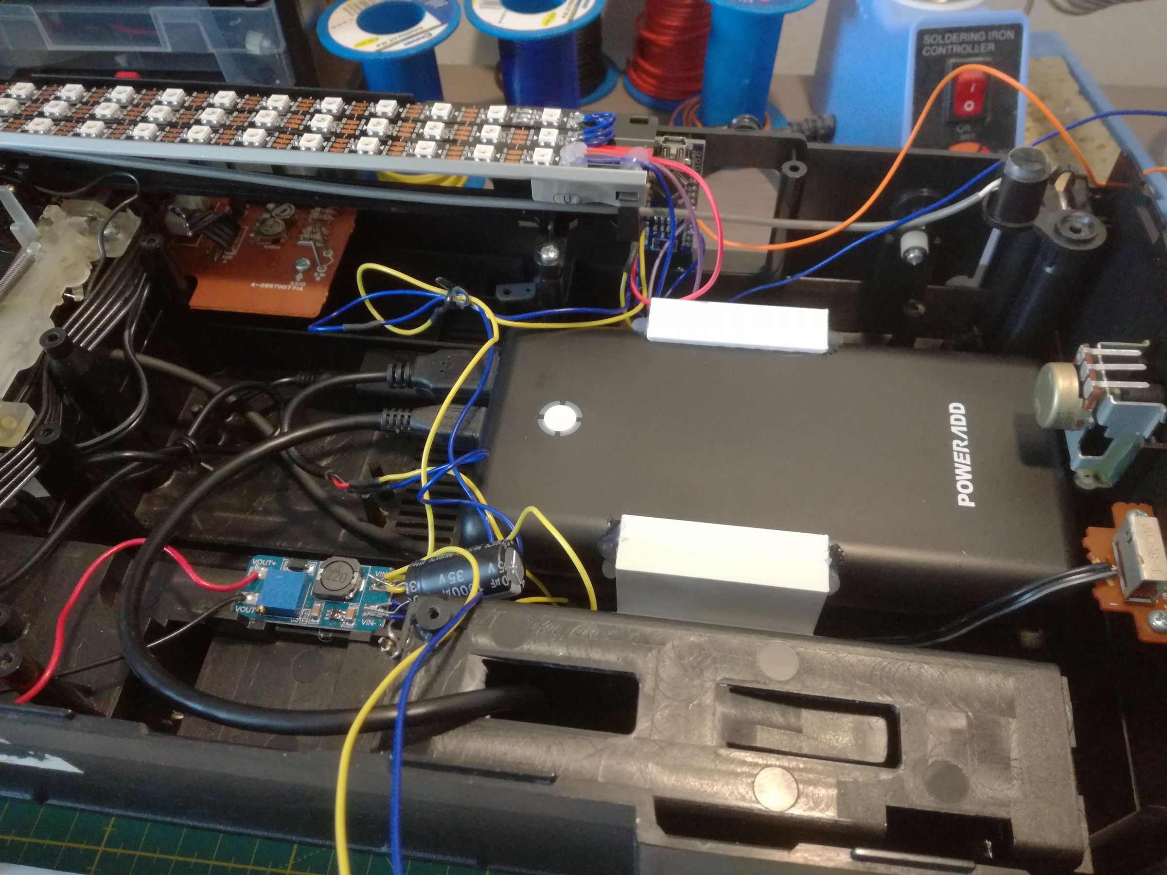 Remodeled 80s Boombox : 8 Steps (with Pictures) - Instructables