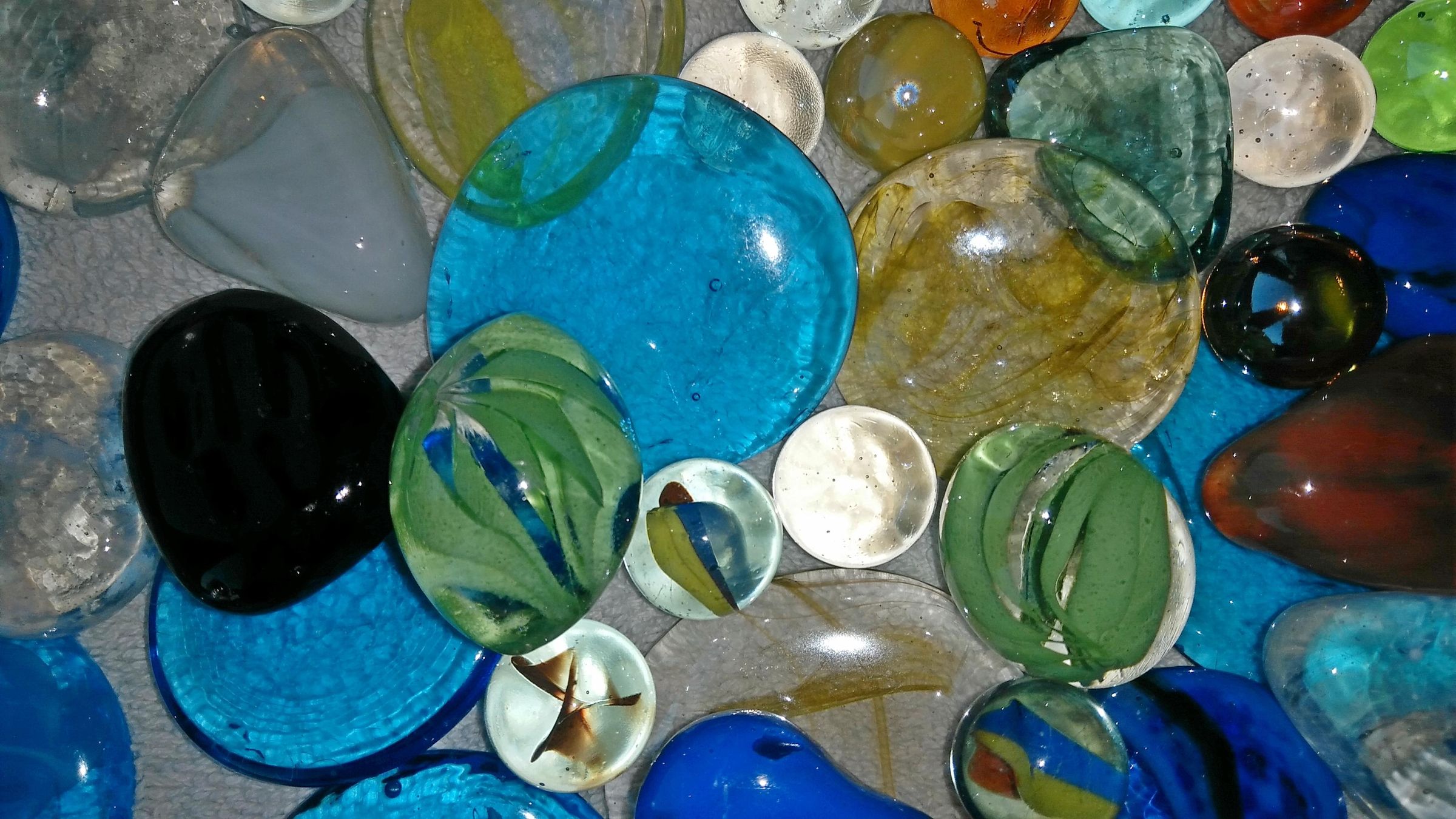 Multicolored Glass LED Chandelier : 14 Steps (with Pictures ...