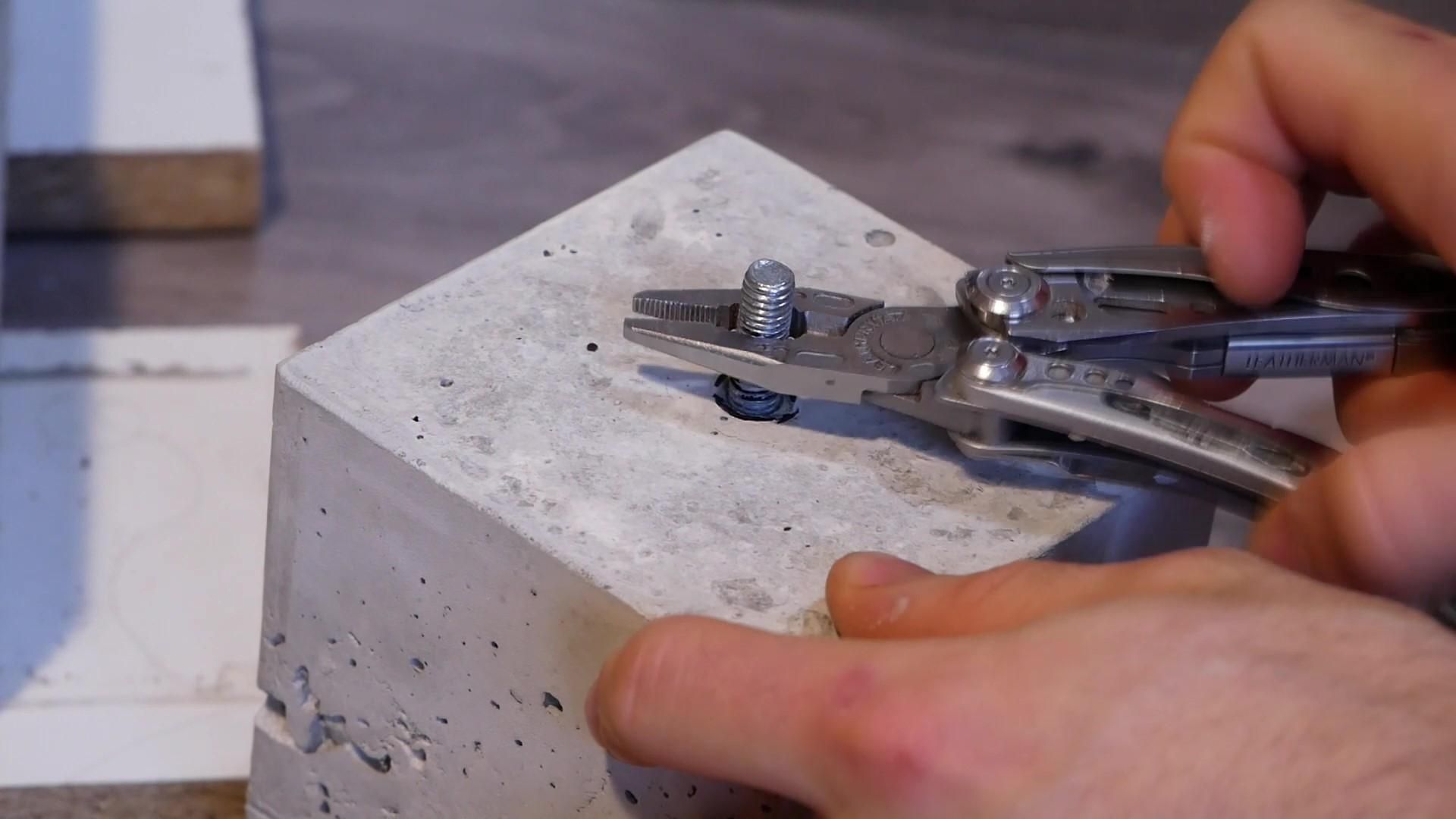 Concrete & Wood Counterweighted Mic Stand : 12 Steps (with Pictures ...