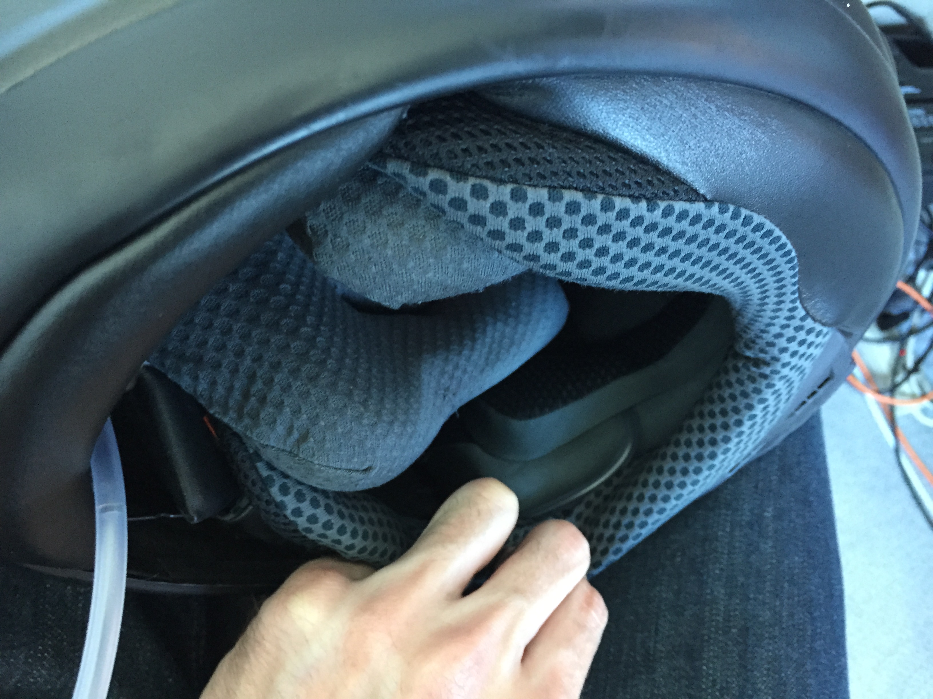 No-drill Motorcycle Helmet MotoGP Hydration Mod : 8 Steps (with ...