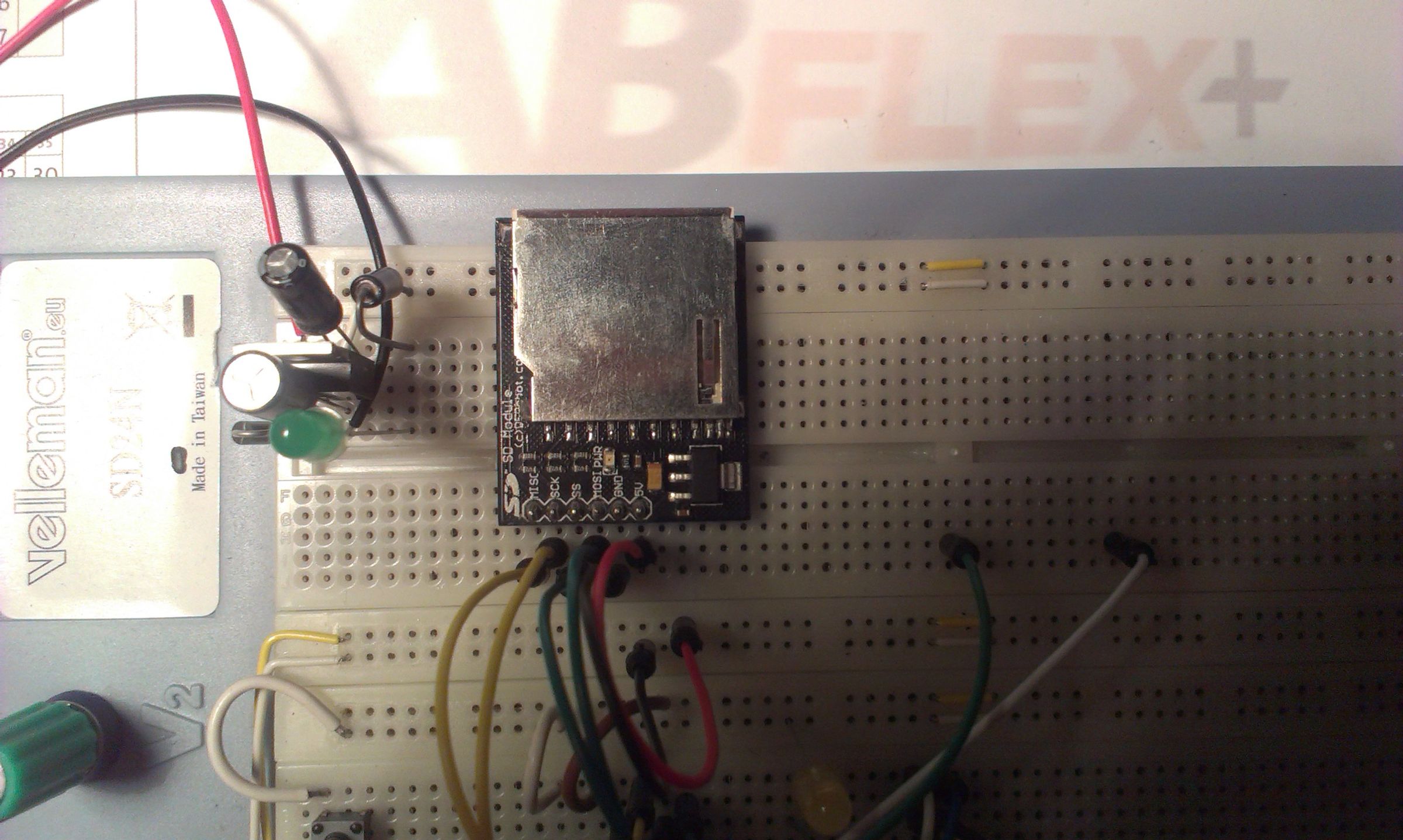 Light Detection + Data Logging White Arduino : 5 Steps - Instructables