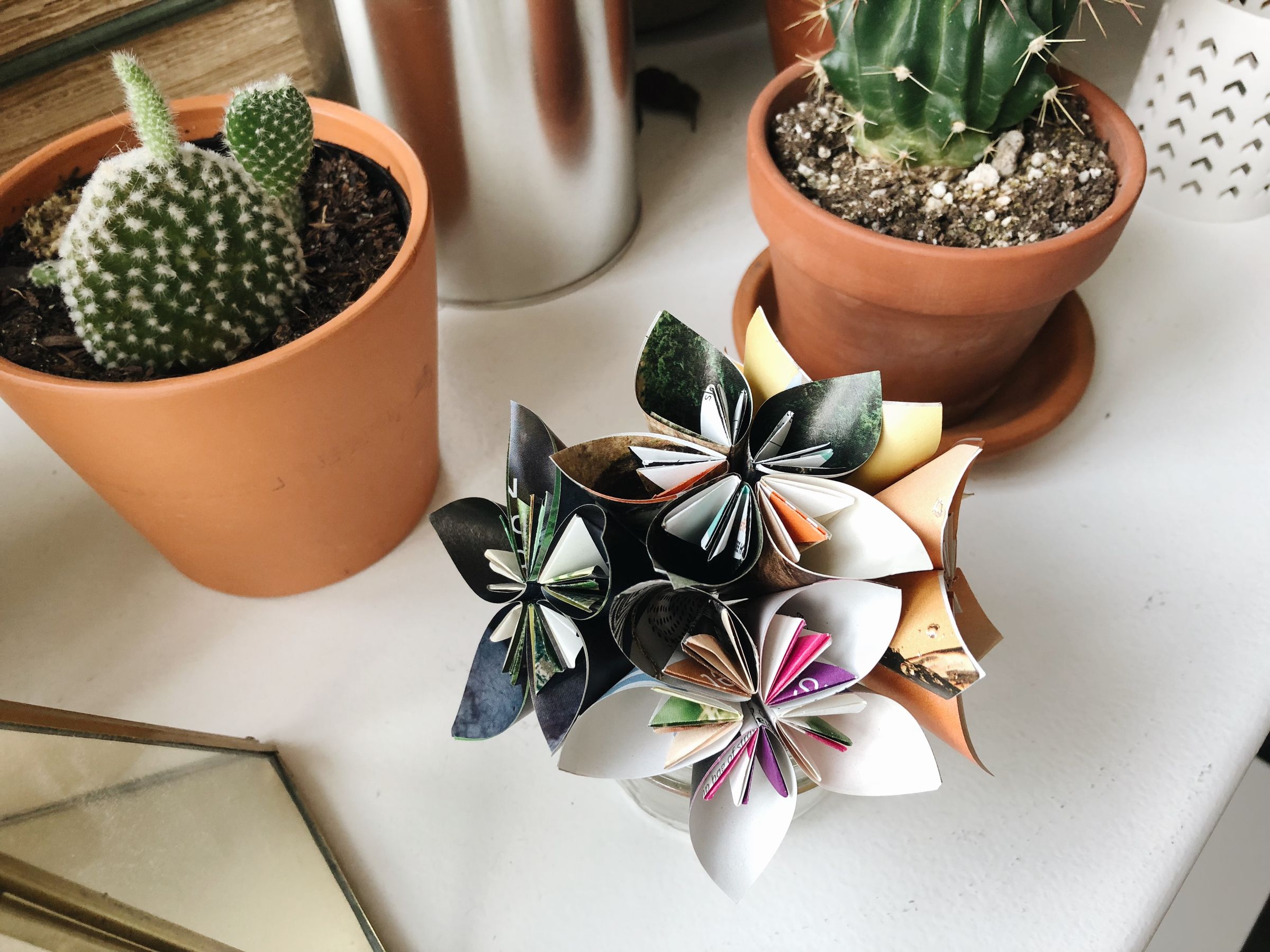 Origami Paper Flowers : 10 Steps (with Pictures) - Instructables