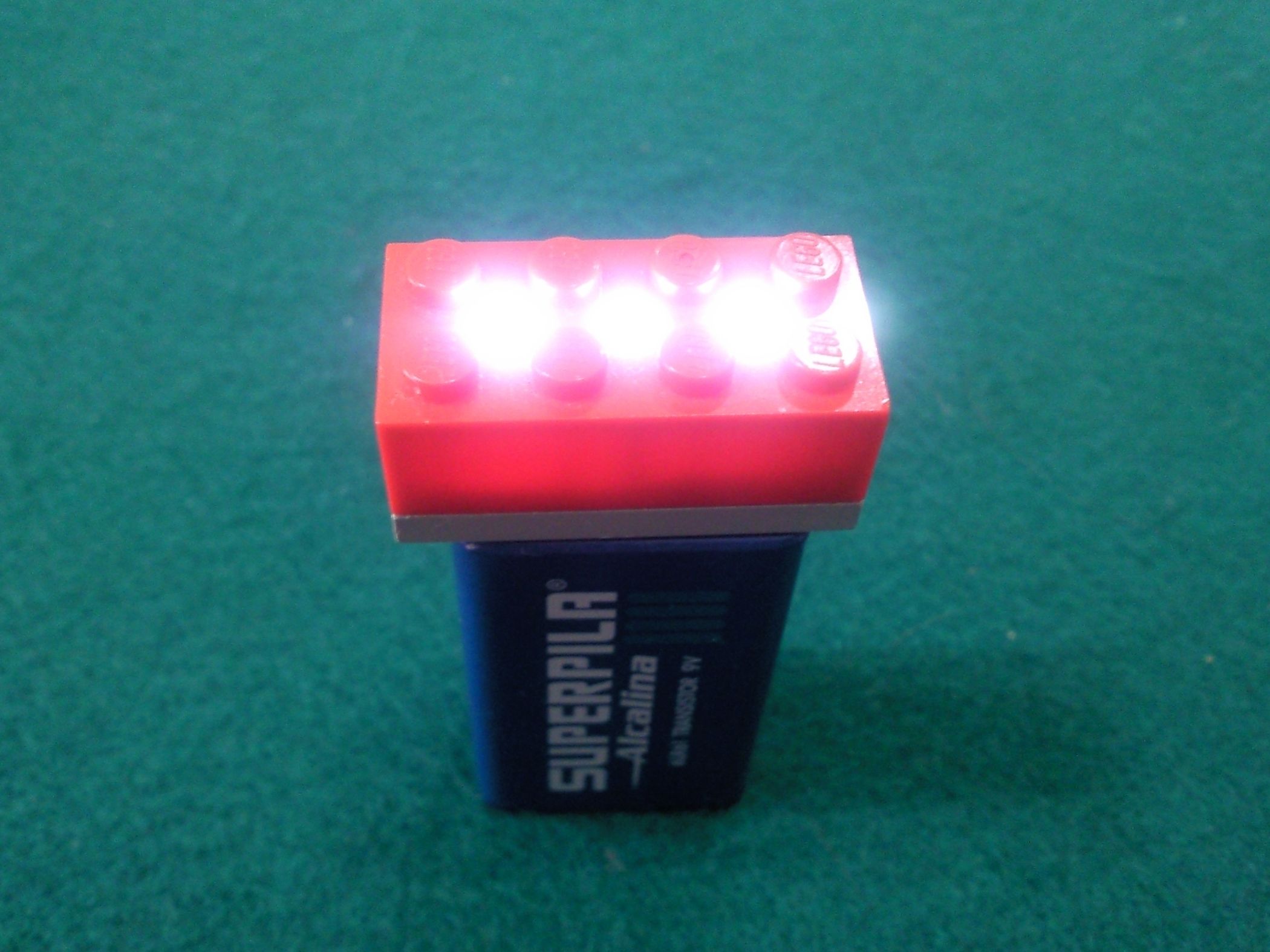 The Most Basic LEGO 9V Flashlight. : 5 Steps (with Pictures ...
