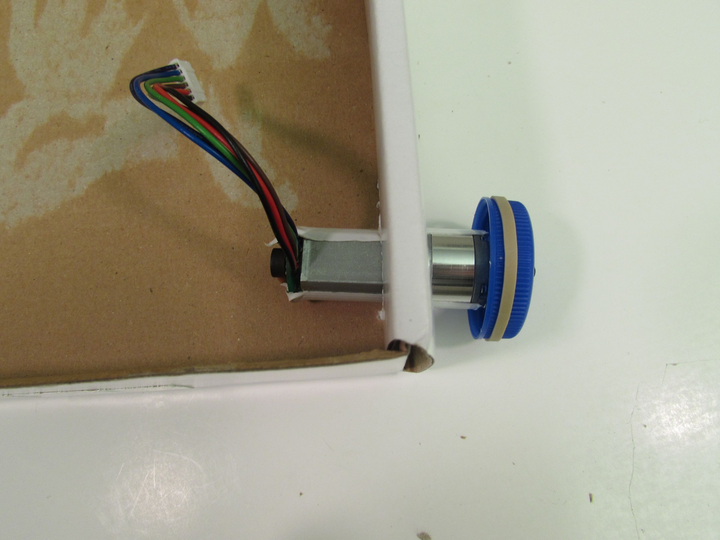 Cardboard Chassis for Cheap Robots 1: Boxbot : 10 Steps (with Pictures ...