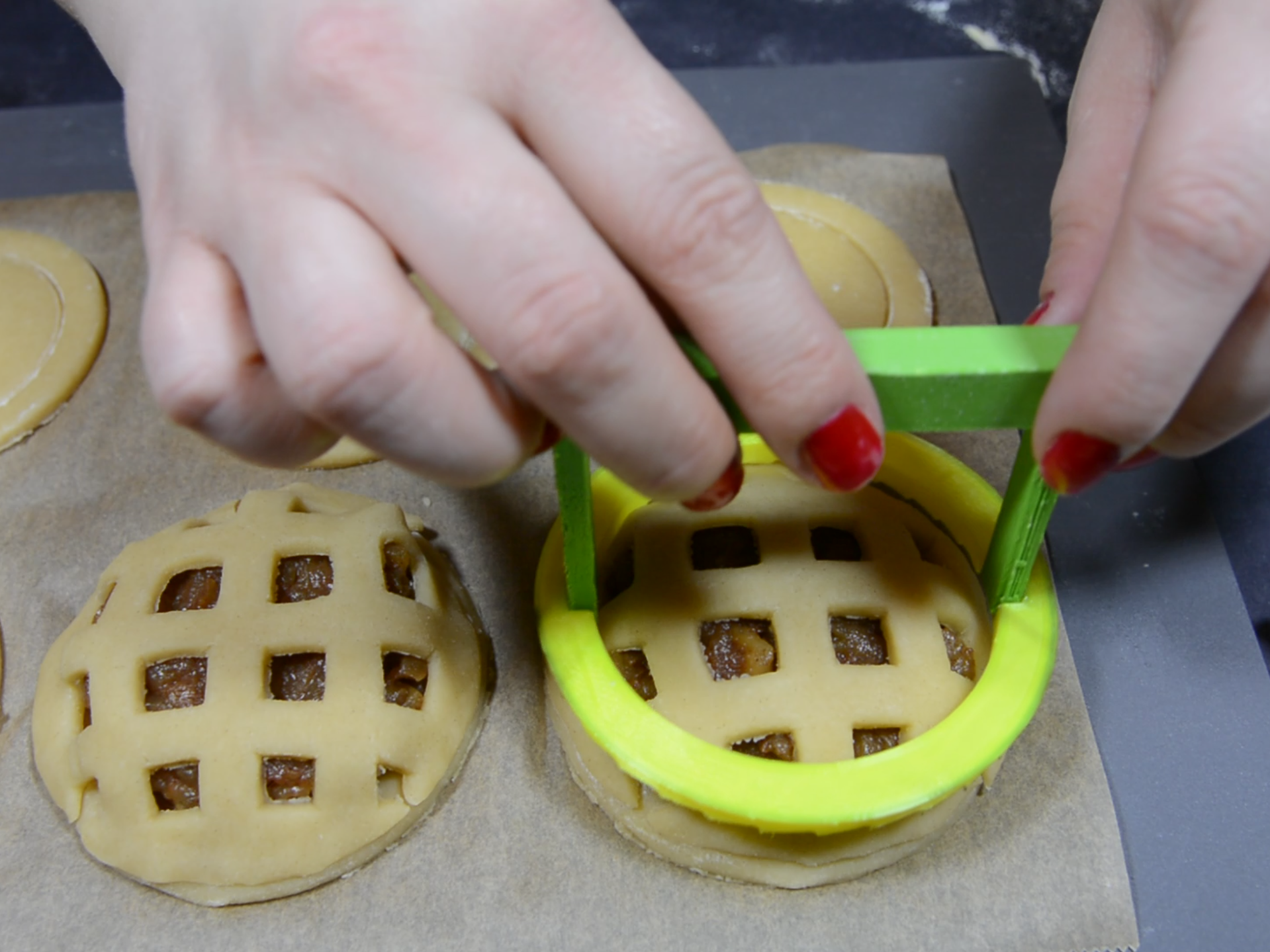 Mini Apple Pies Made With 3D Printed Lattice Cutter : 10 Steps (with ...