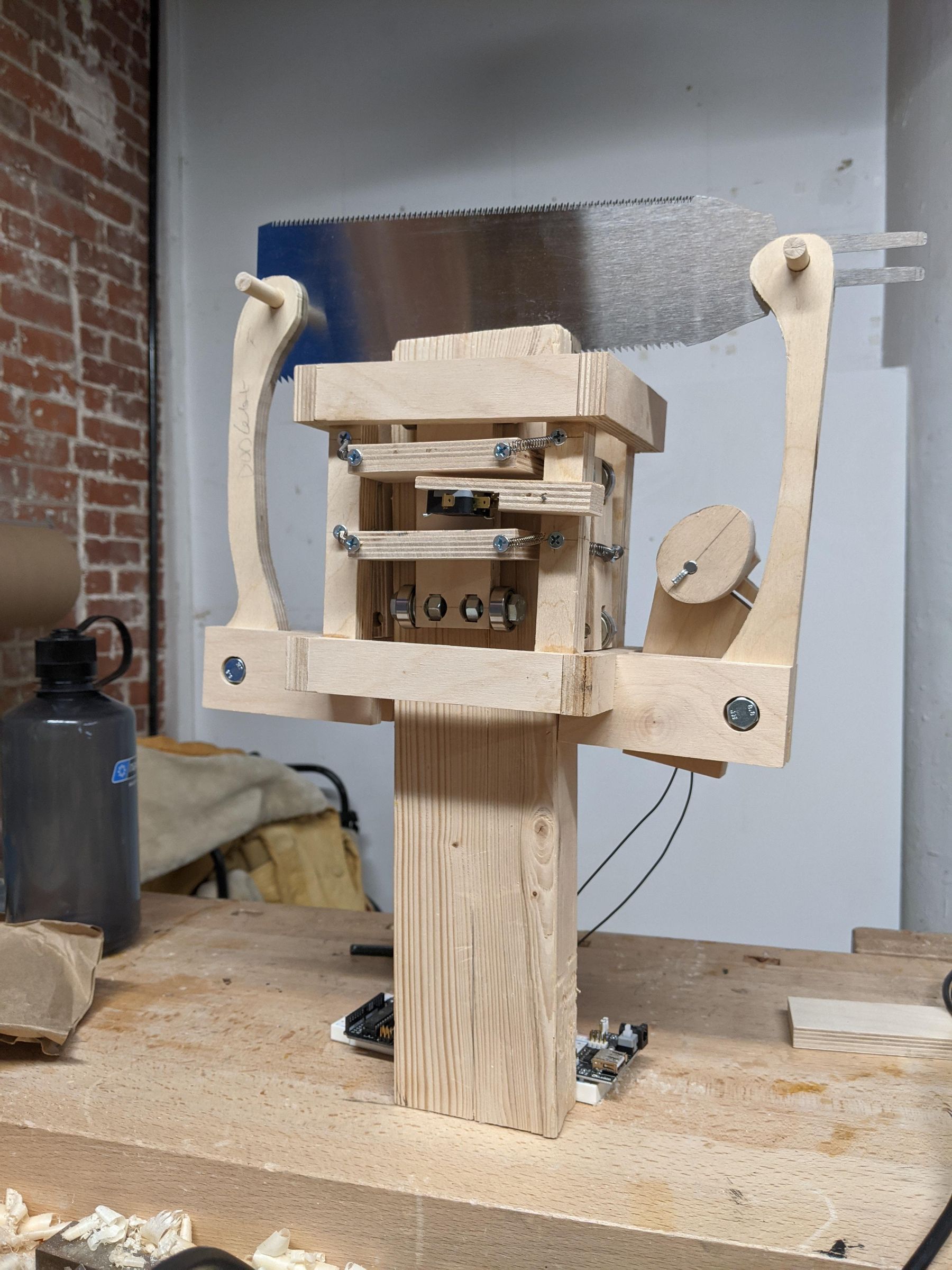 Ryoba Saw Robot : 6 Steps - Instructables