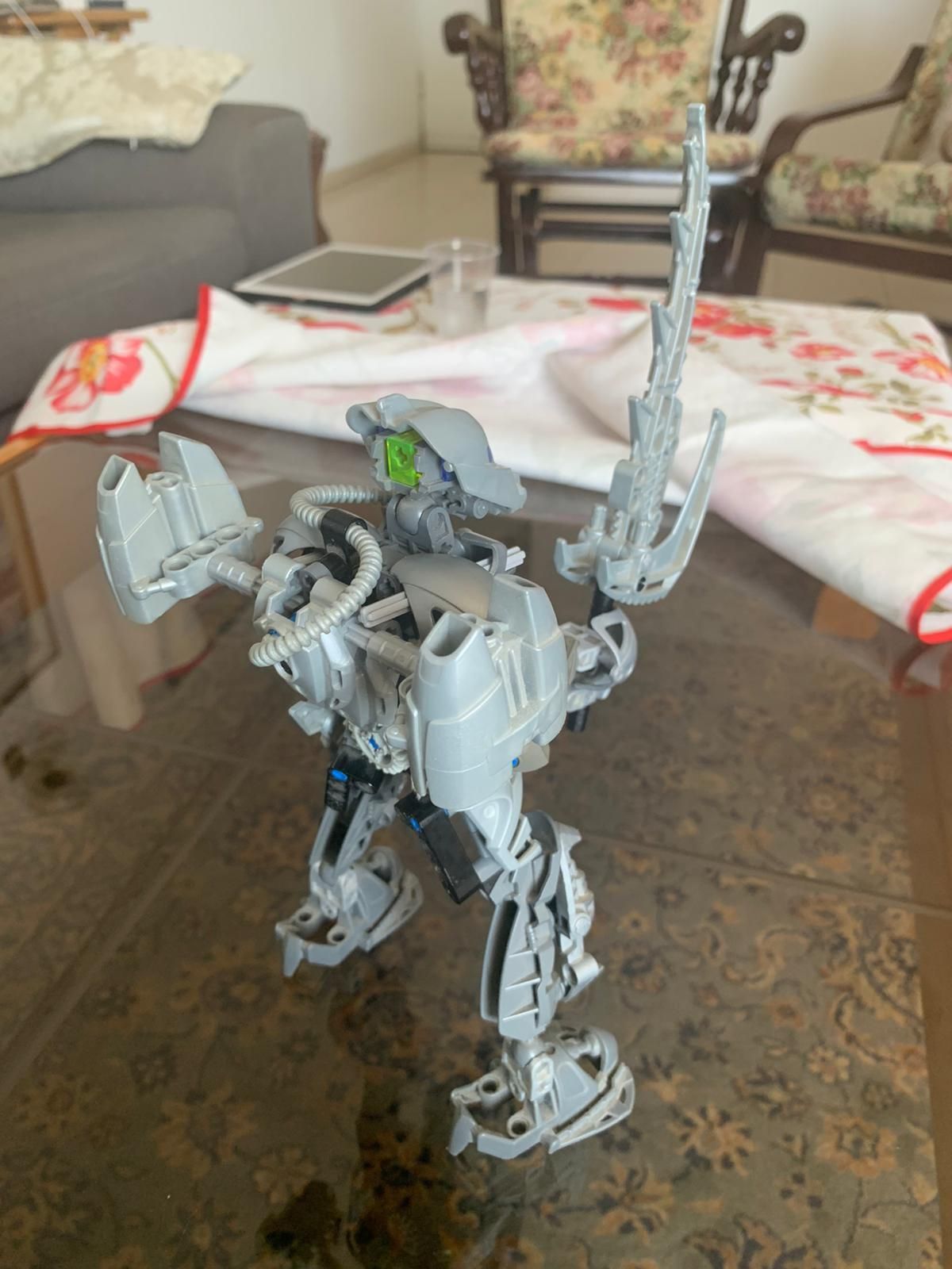Make a Cool Samurai Robot From Bionicles : 4 Steps - Instructables