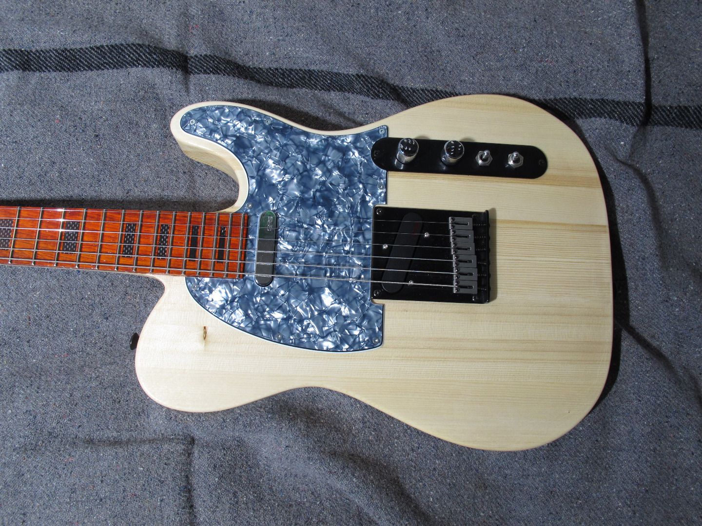 2x4 Guitar : 10 Steps (with Pictures) - Instructables