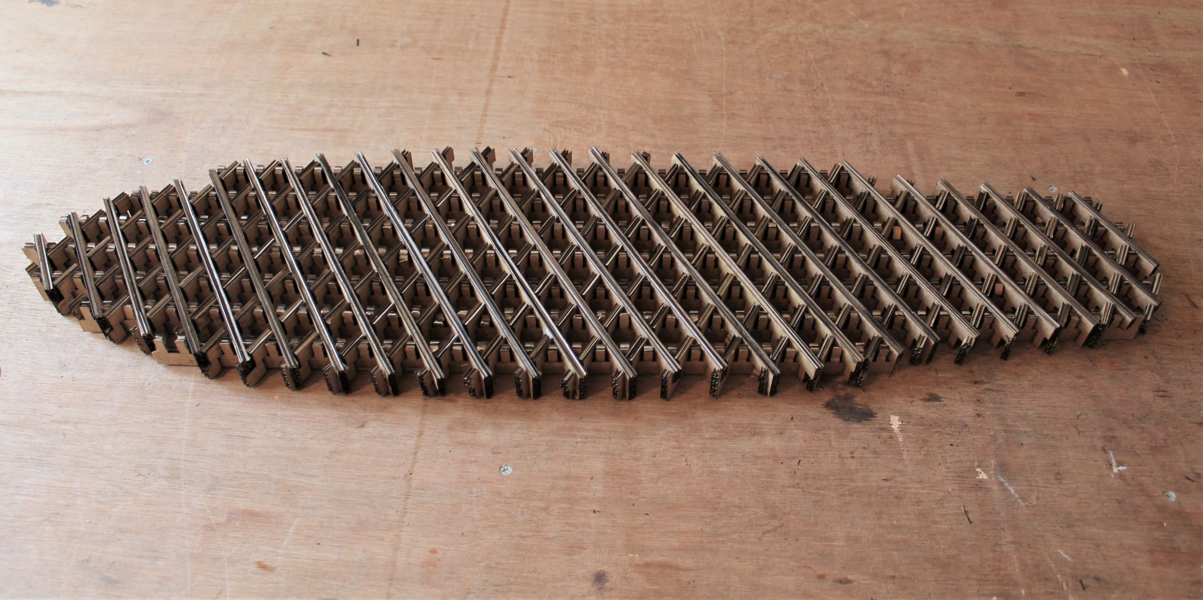 Quarter Iso-grid Cardboard Longboard : 15 Steps (with Pictures ...