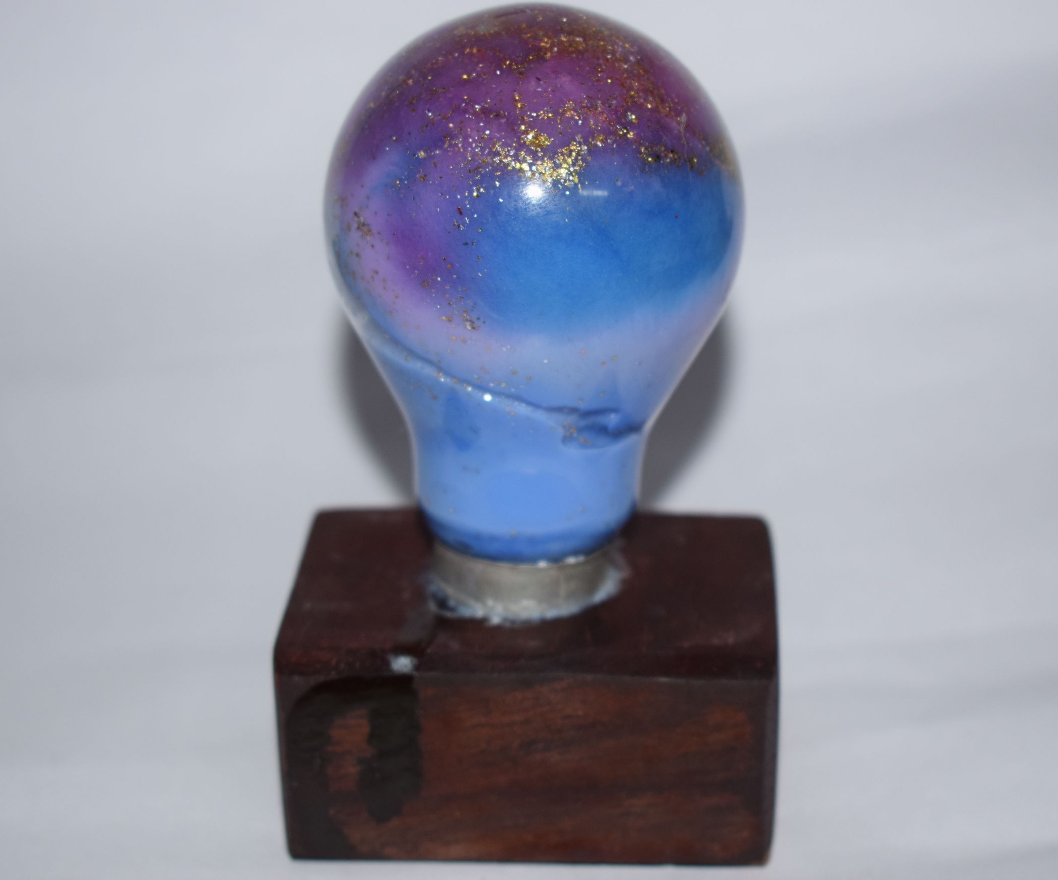 Nebula Light Bulb : 4 Steps - Instructables