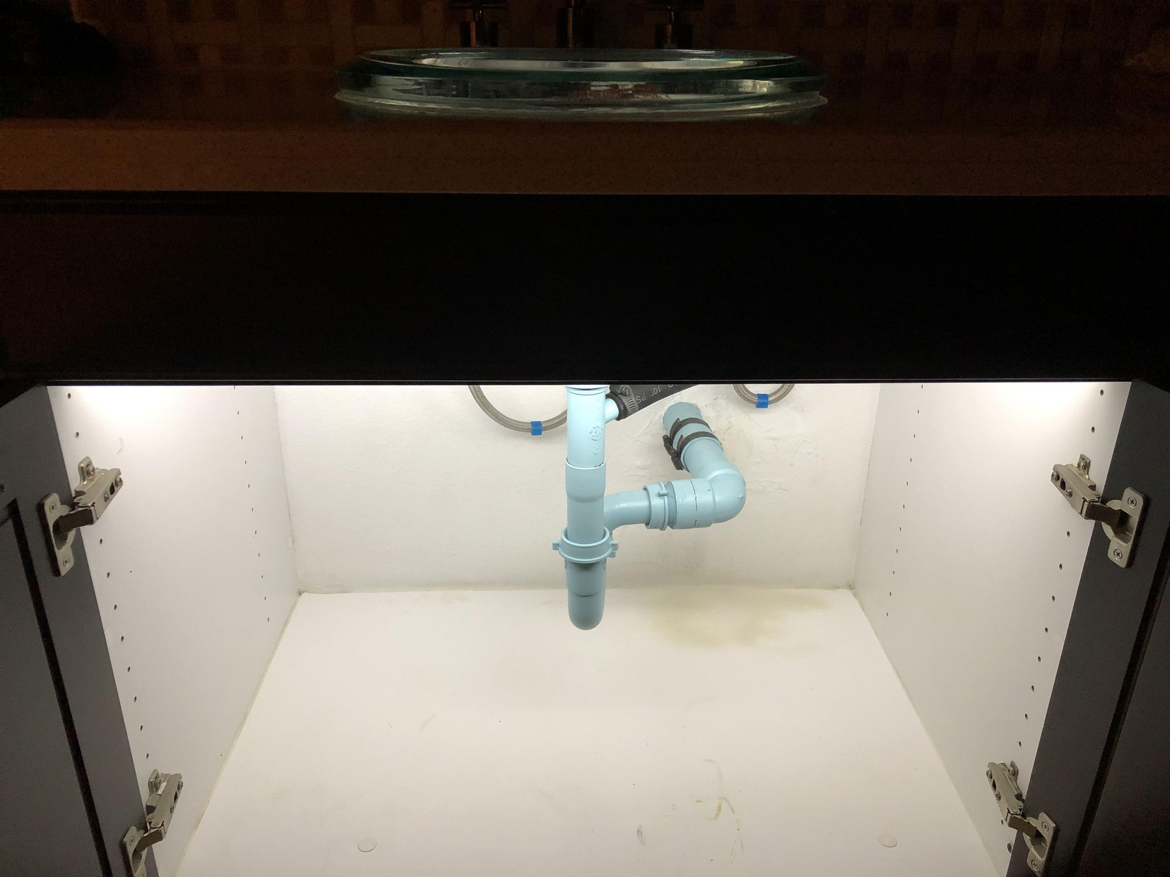 Faux Aquarium Sink : 5 Steps (with Pictures) - Instructables