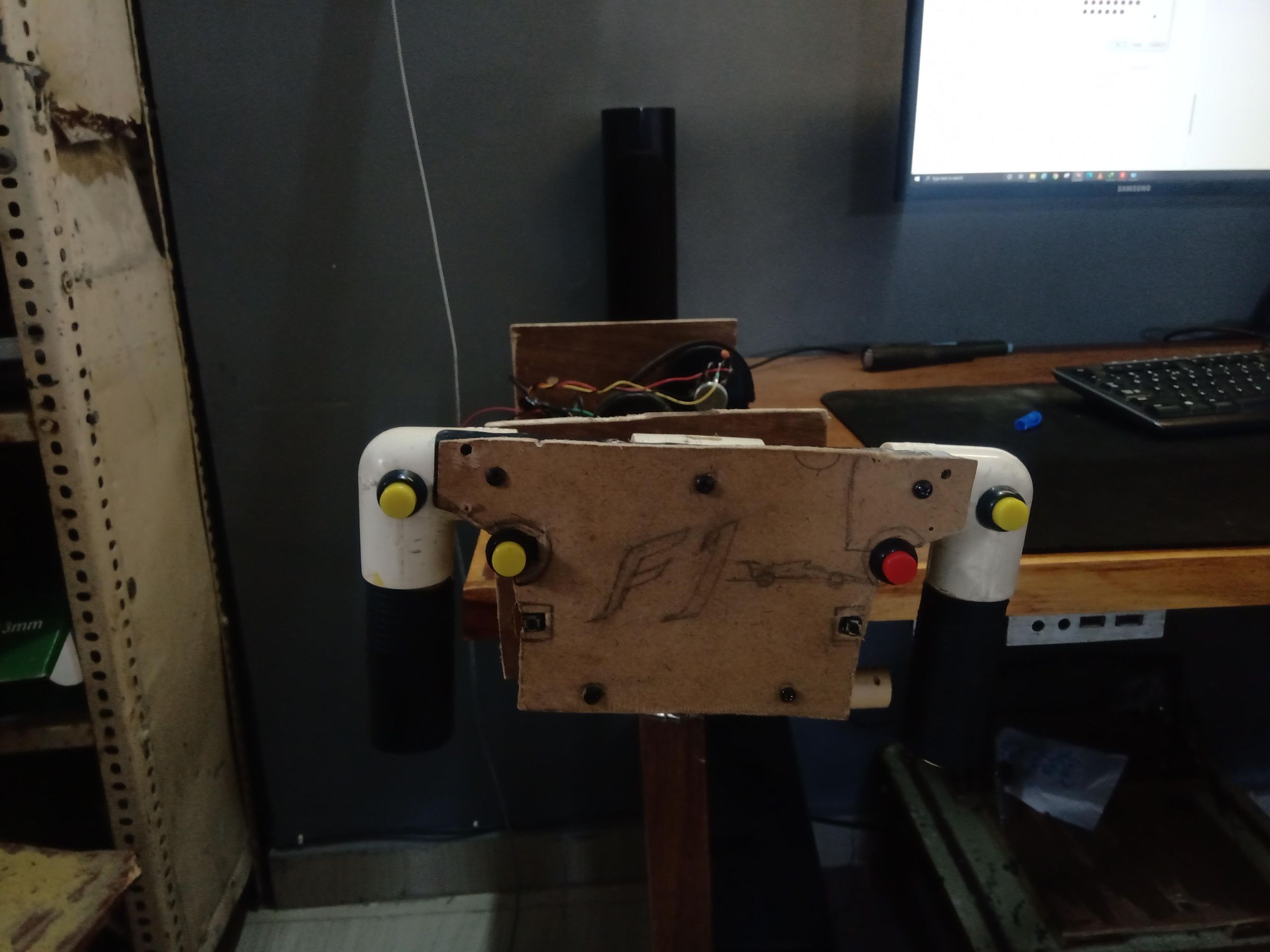 DIY RACING GAME SIMULATOR BUILD PART 1 : 6 Steps - Instructables