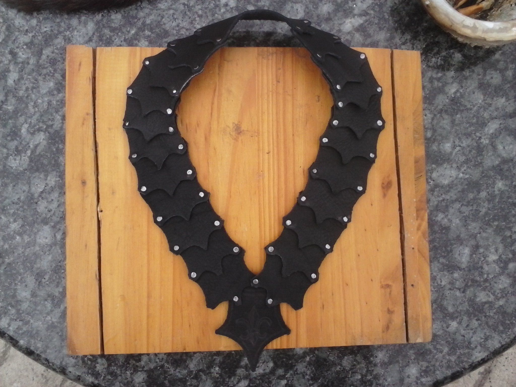 Spaulder-Style Riveted Leather Armour Necklace : 5 Steps - Instructables