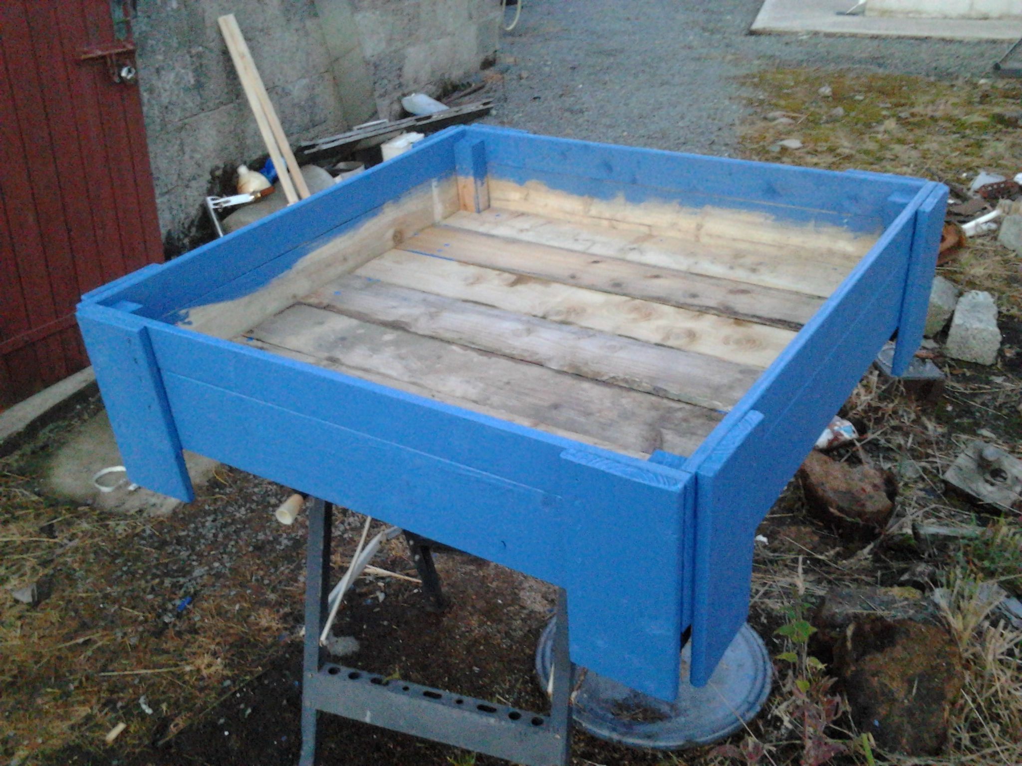 Raised Sand Box With Lid Made From Treated Fence Boards. (with Pictures ...