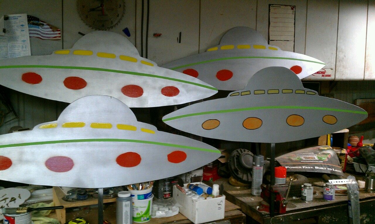 This Is My Alien Invasion Parade Float : 7 Steps - Instructables