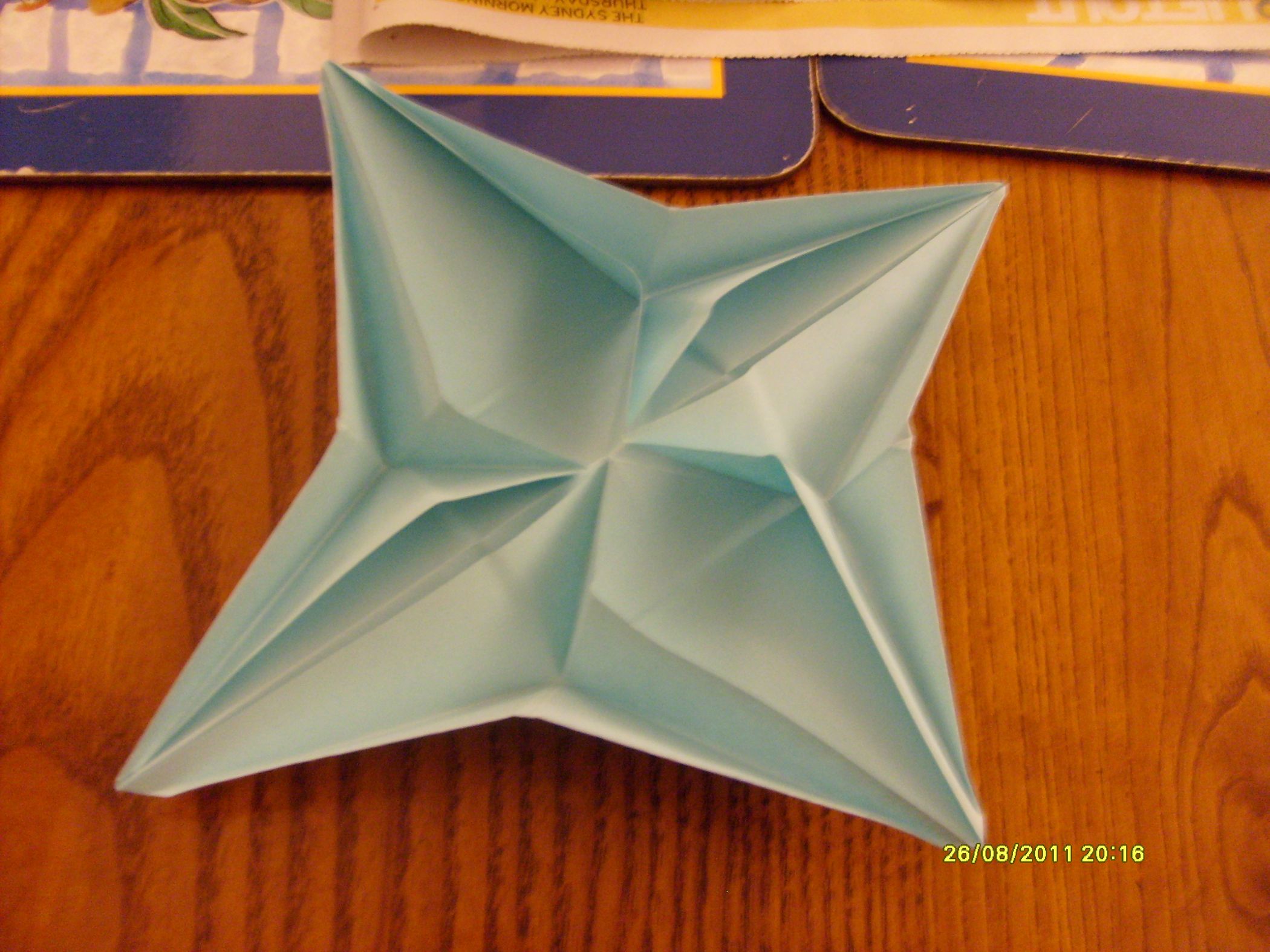 Paper Star (for Newbies) : 4 Steps - Instructables