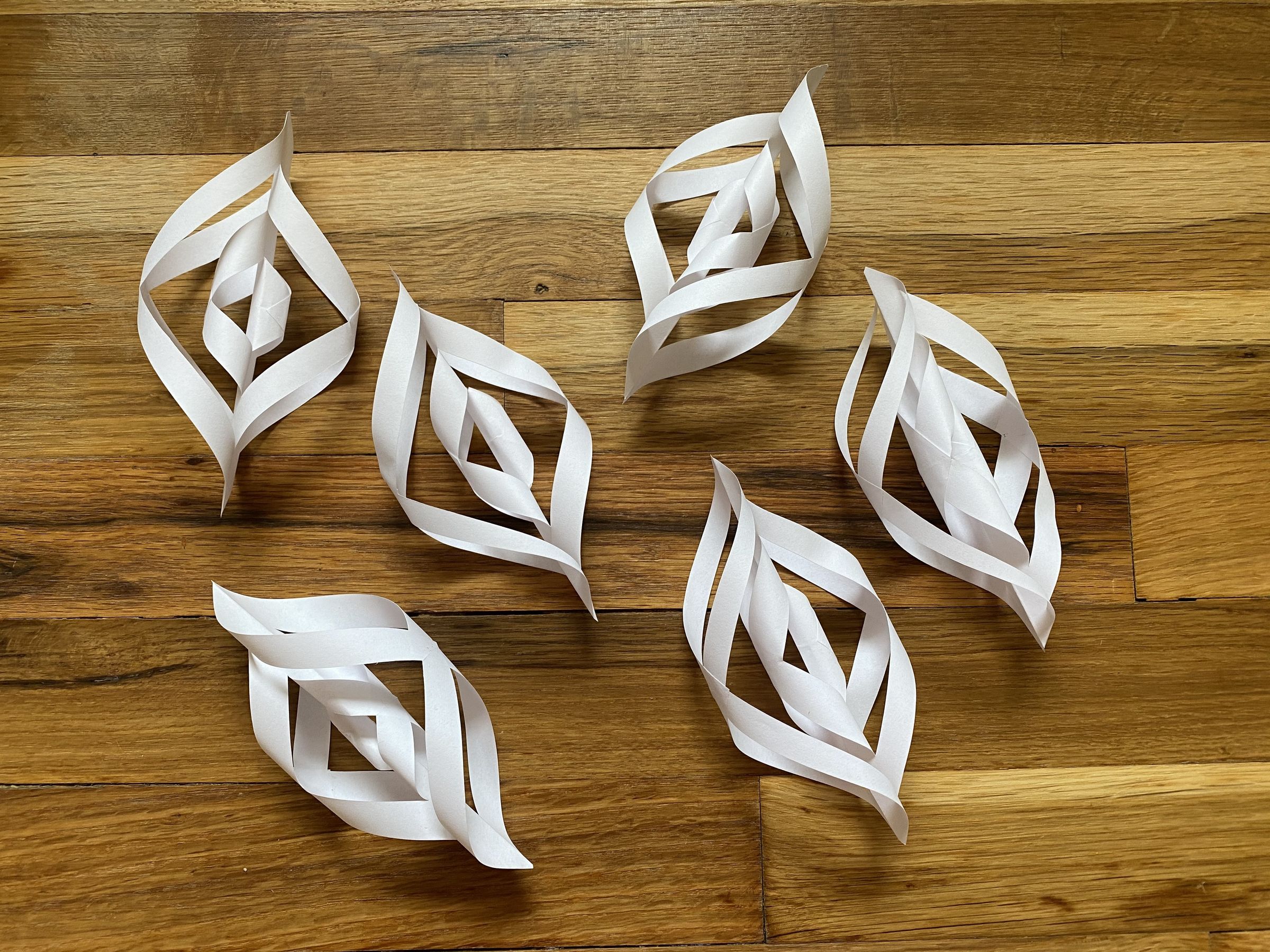 DIY 3D Paper Snowflake : 11 Steps (with Pictures) - Instructables