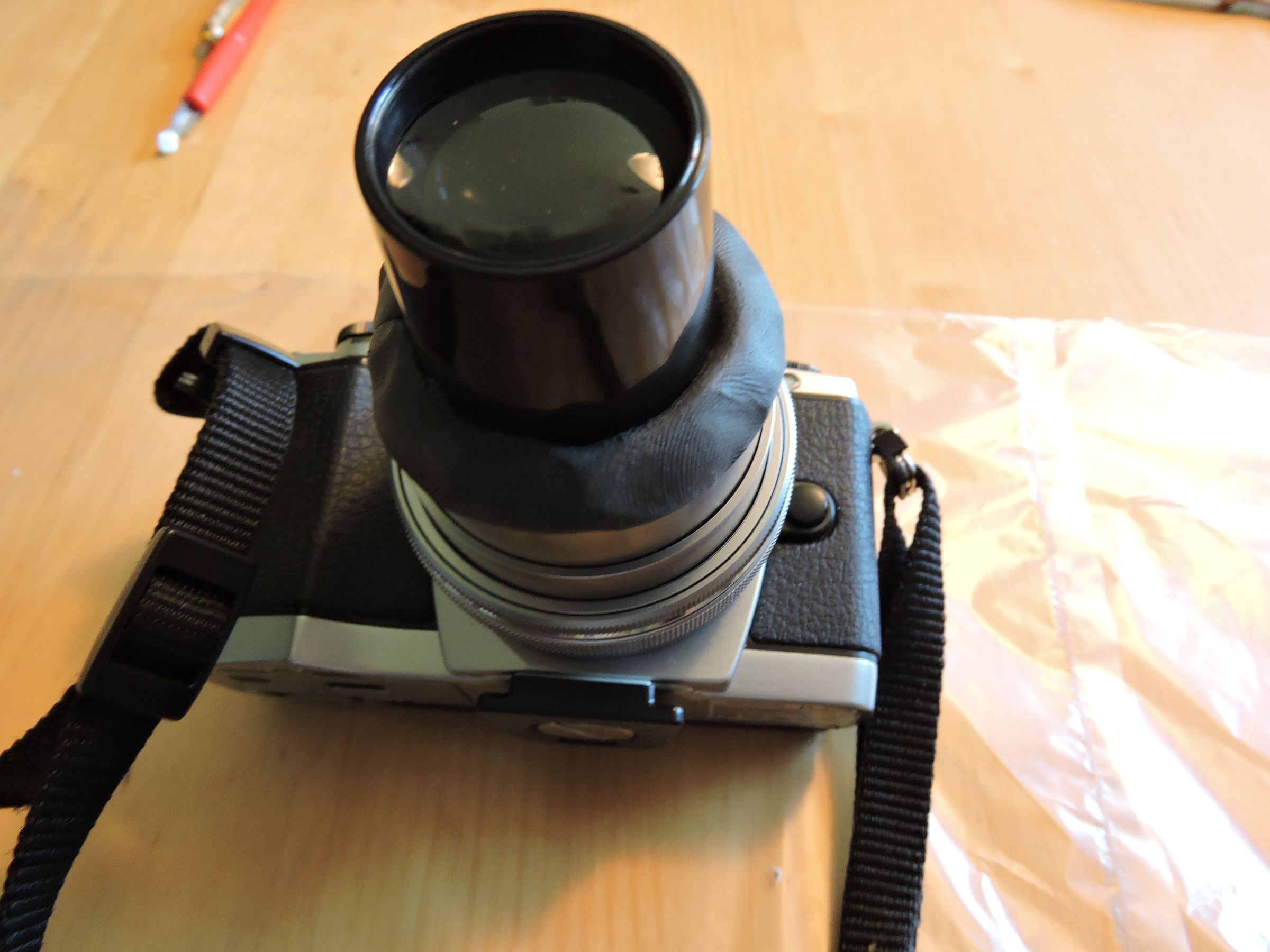 Make Microscopic Pictures Using Watchmaker Magnifing Glasses : 6 Steps ...