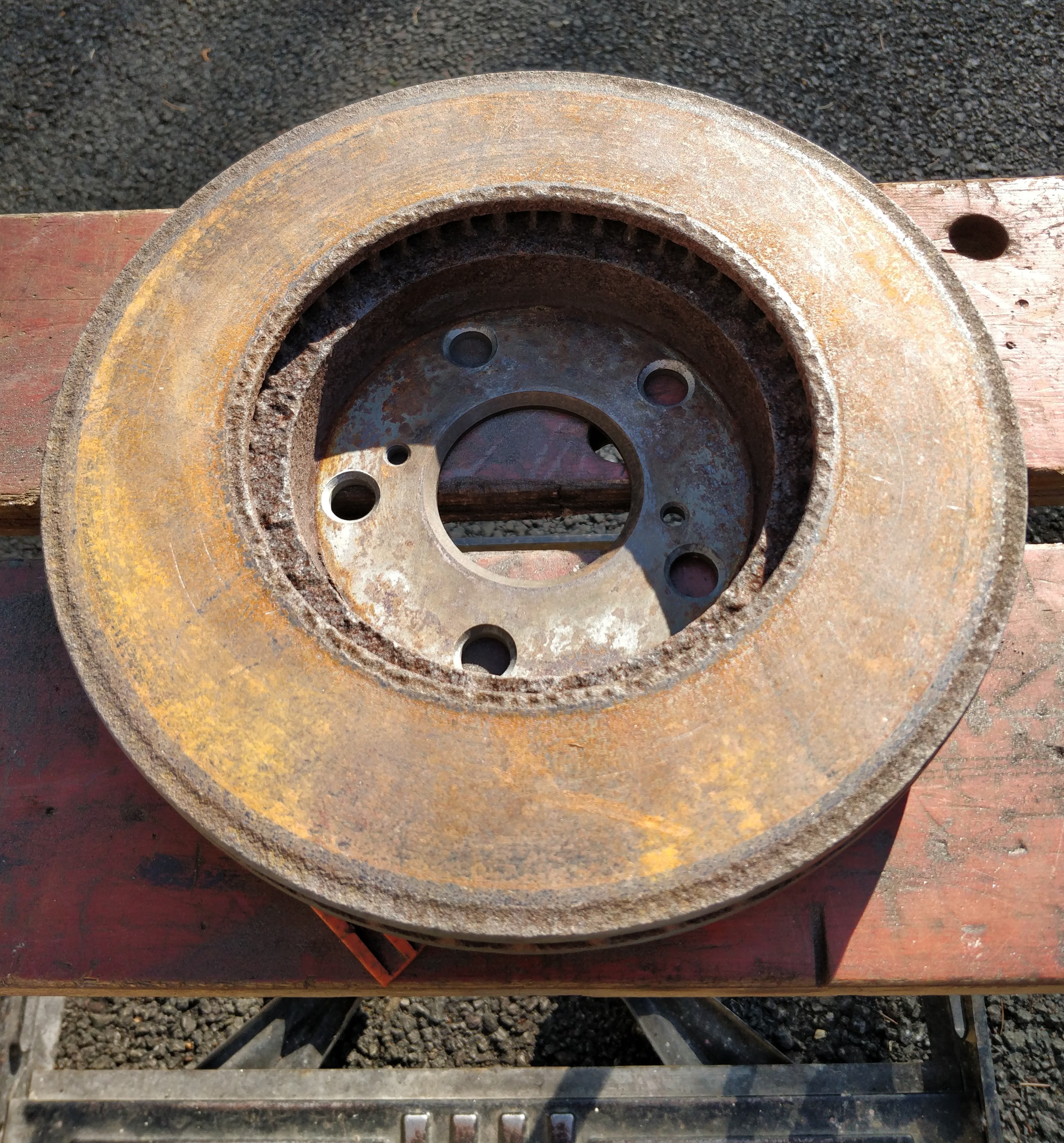 Brake Disc Clock : 8 Steps (with Pictures) - Instructables