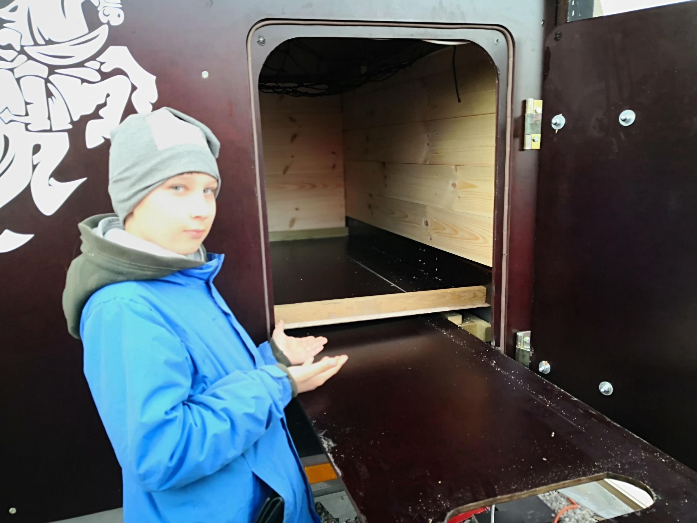 Homemade Camper Trailer : 9 Steps (with Pictures) - Instructables