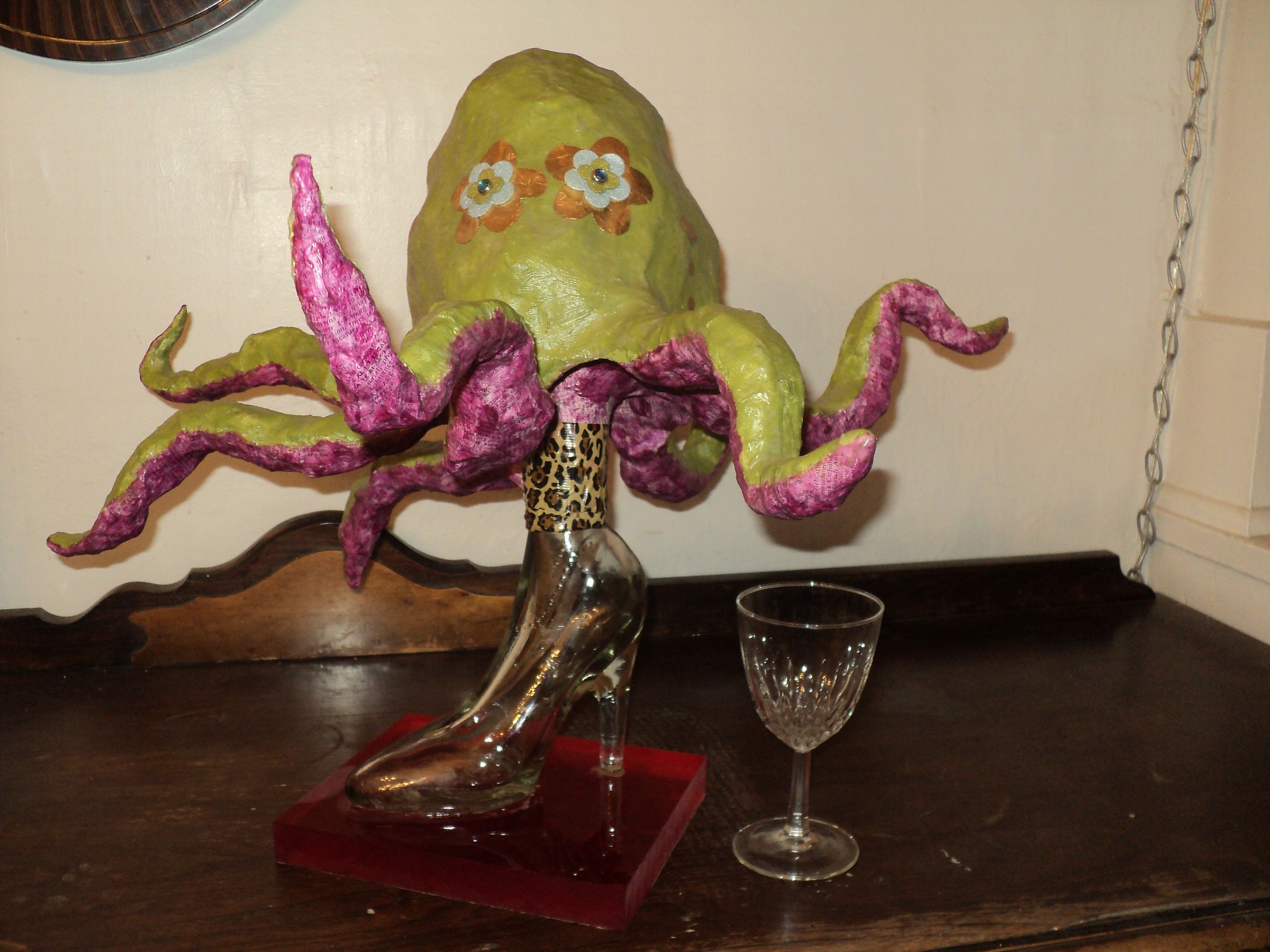 A Guide to Making a Display Octopus for Your Jewelry. - Instructables