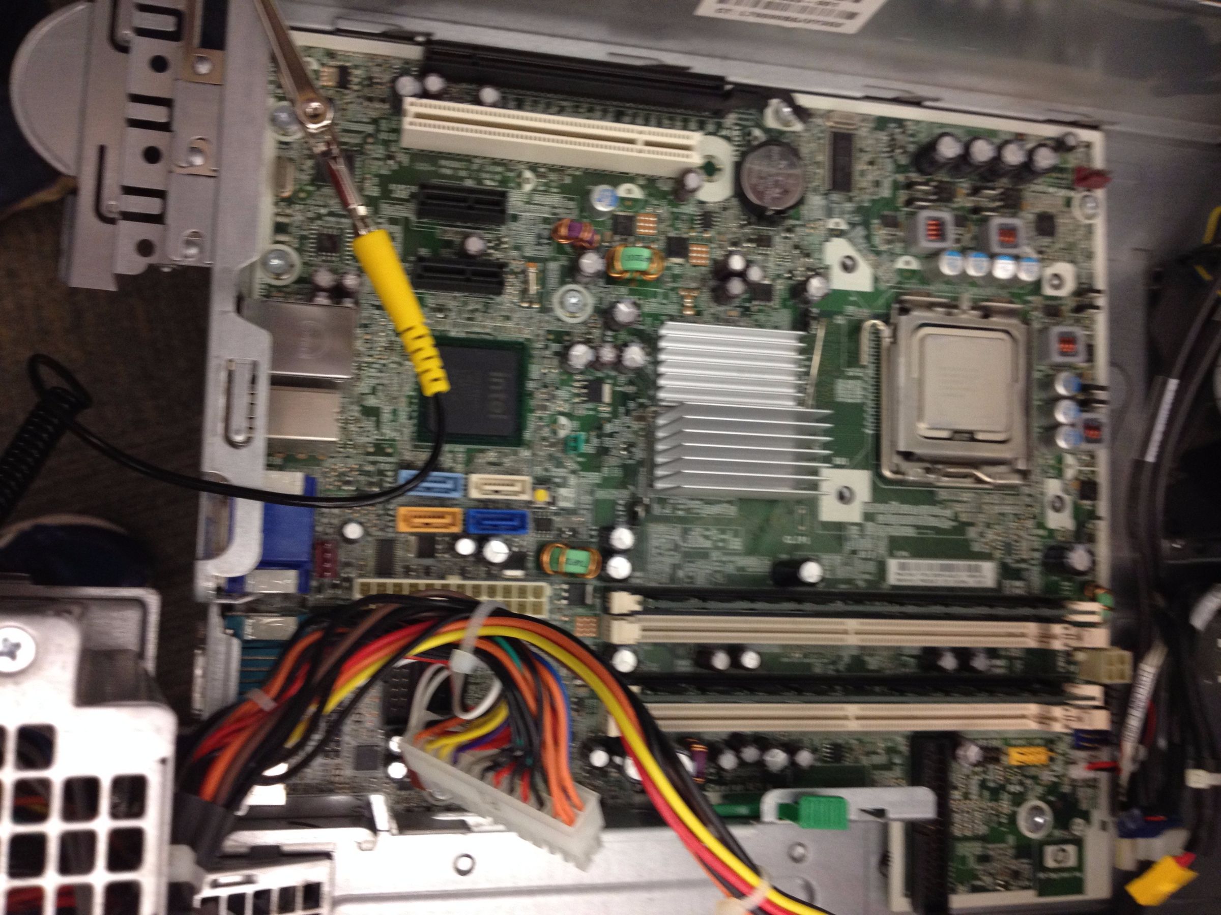 How to Assemble a Computer : 6 Steps - Instructables