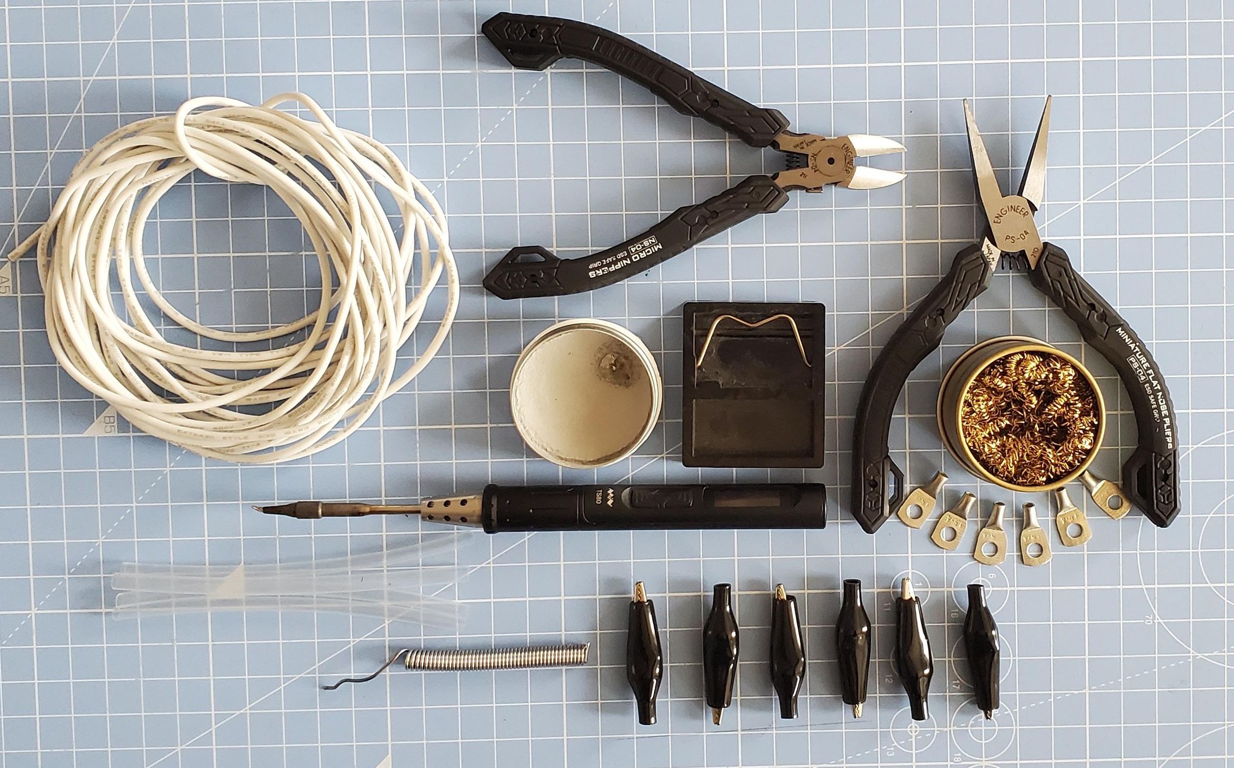 Croc-a-licious! Make Your Own Connectors: Crocodile Clips, Ring ...