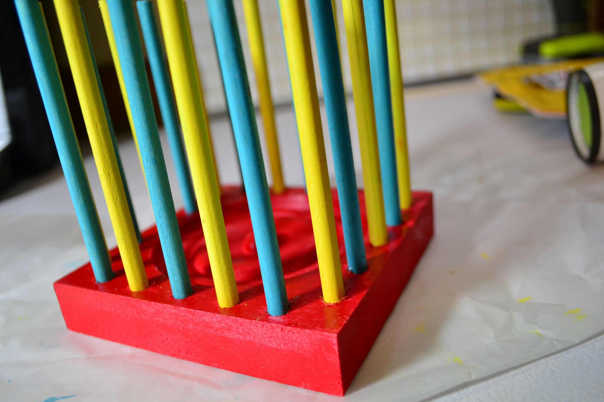 Rubber Band Pencil/Pen Holder : 9 Steps (with Pictures) - Instructables