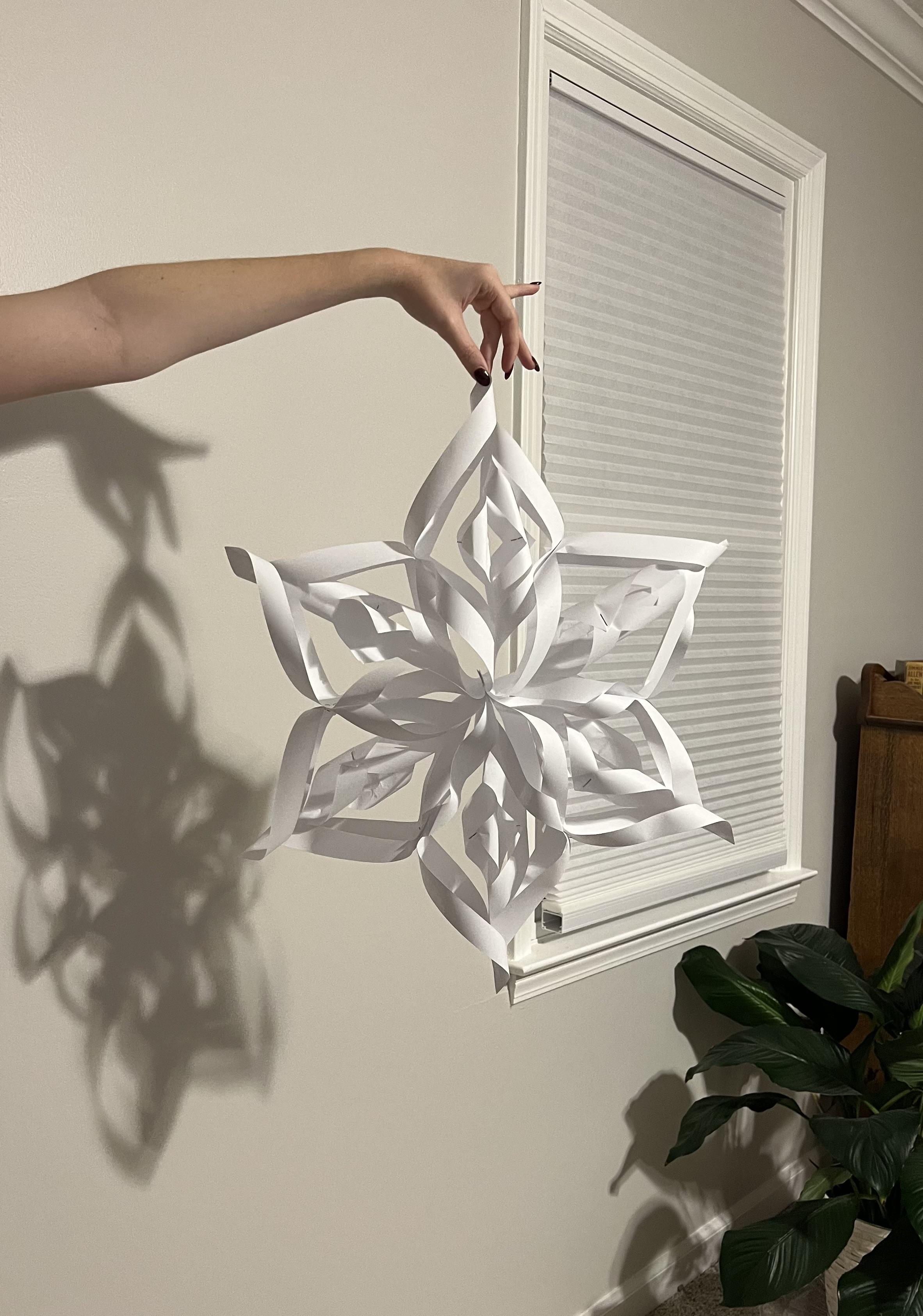 Large Paper Snowflake : 8 Steps - Instructables