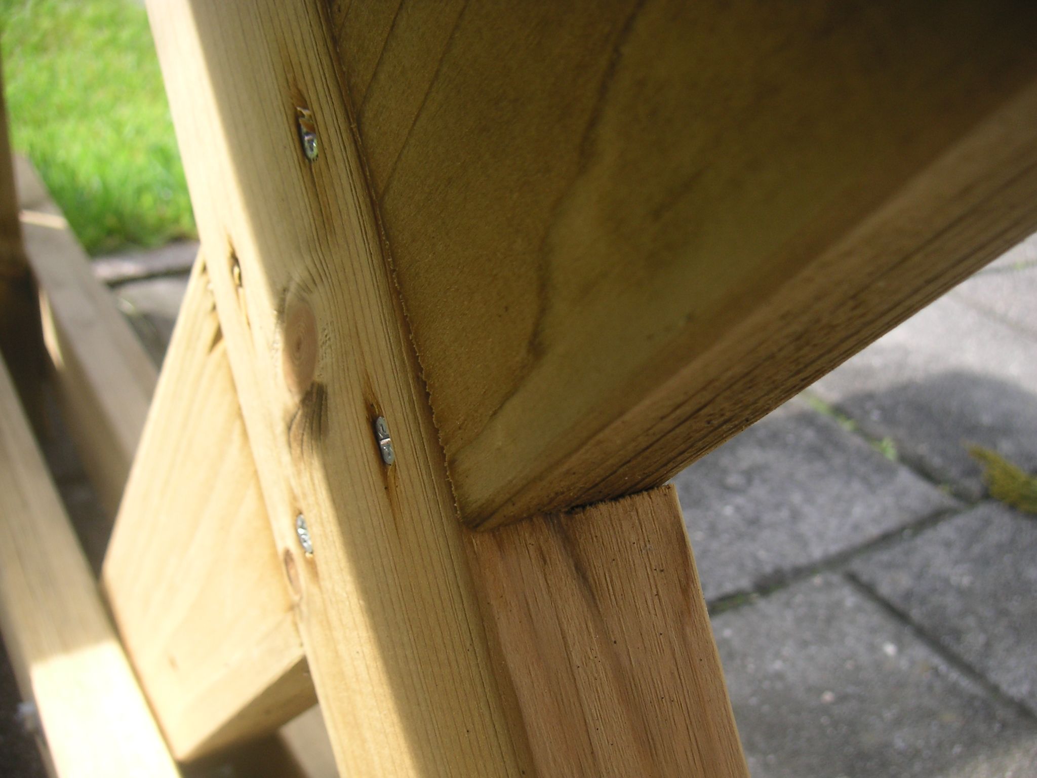 Picnic Table : 6 Steps (with Pictures) - Instructables