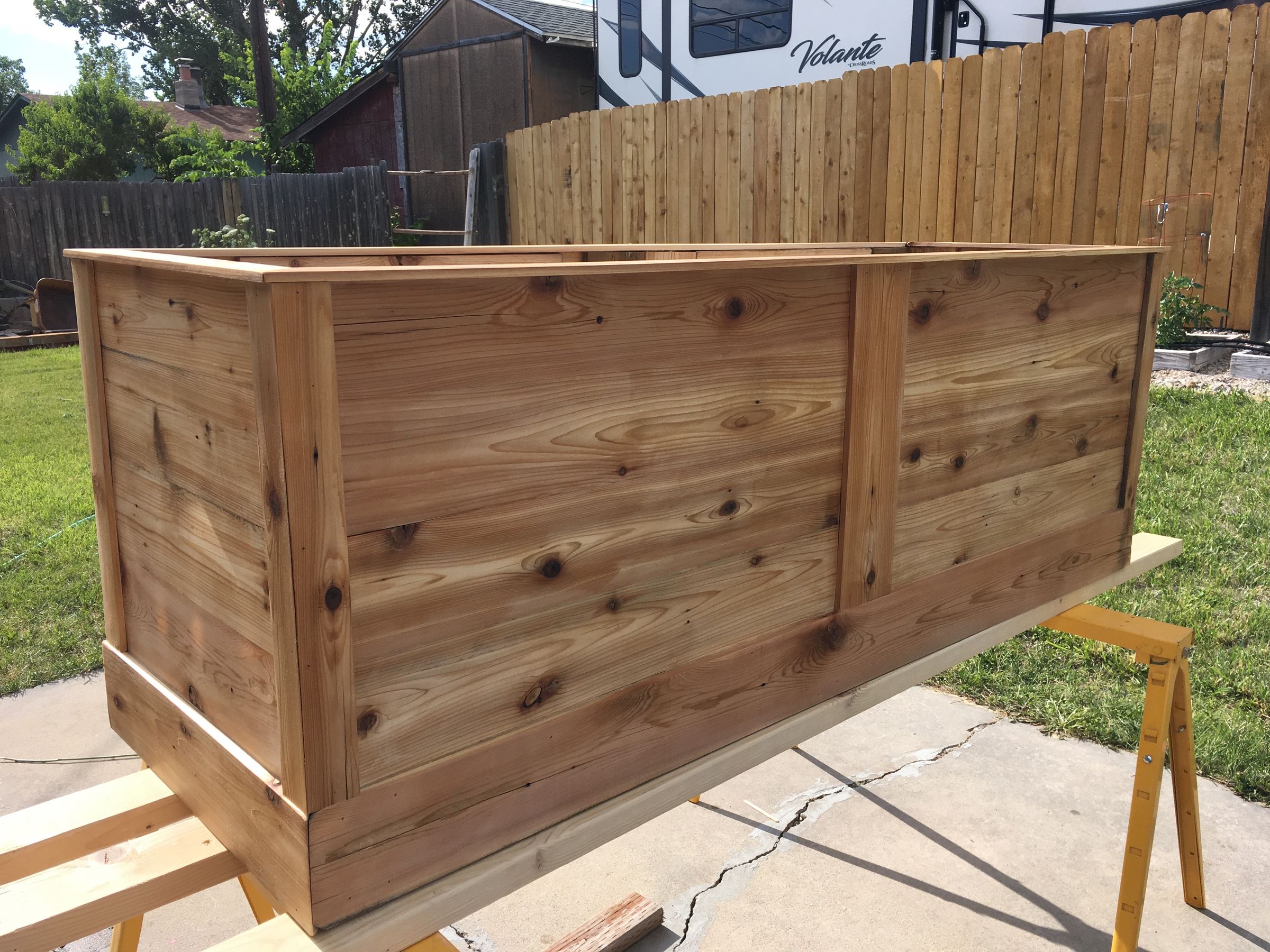 Reclaimed Planter Box : 7 Steps (with Pictures) - Instructables