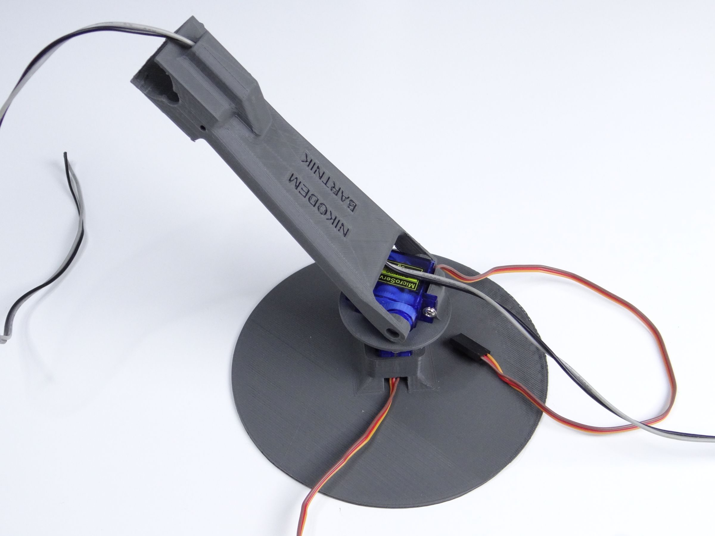 Bluetooth Voice Controlled Moving Lamp : 16 Steps (with Pictures ...