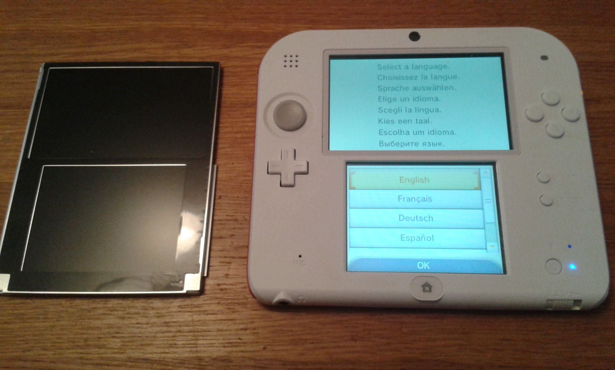 2DS Screen Repair : 11 Steps (with Pictures) - Instructables