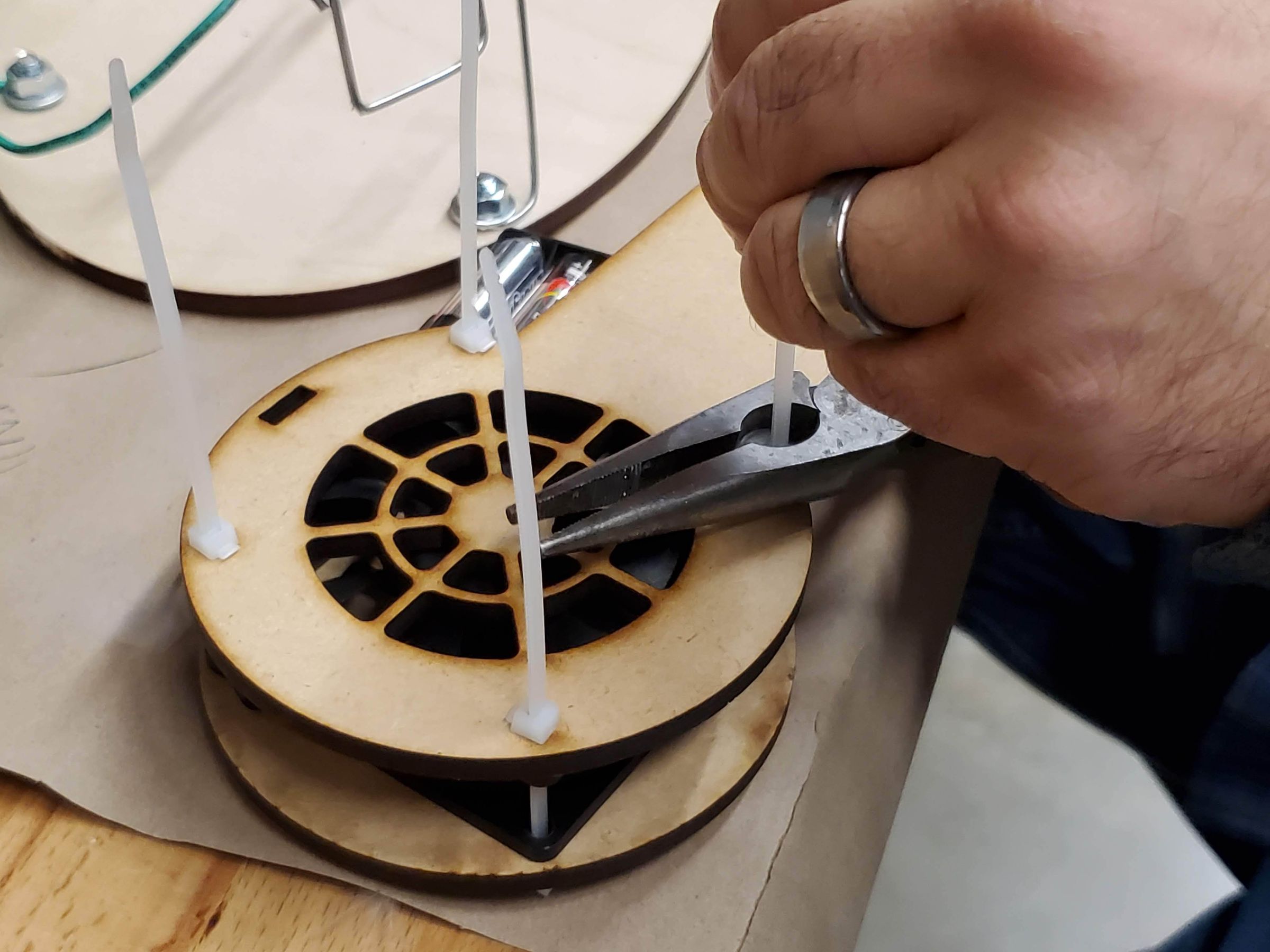 Make a Soldering Station : 4 Steps (with Pictures) - Instructables