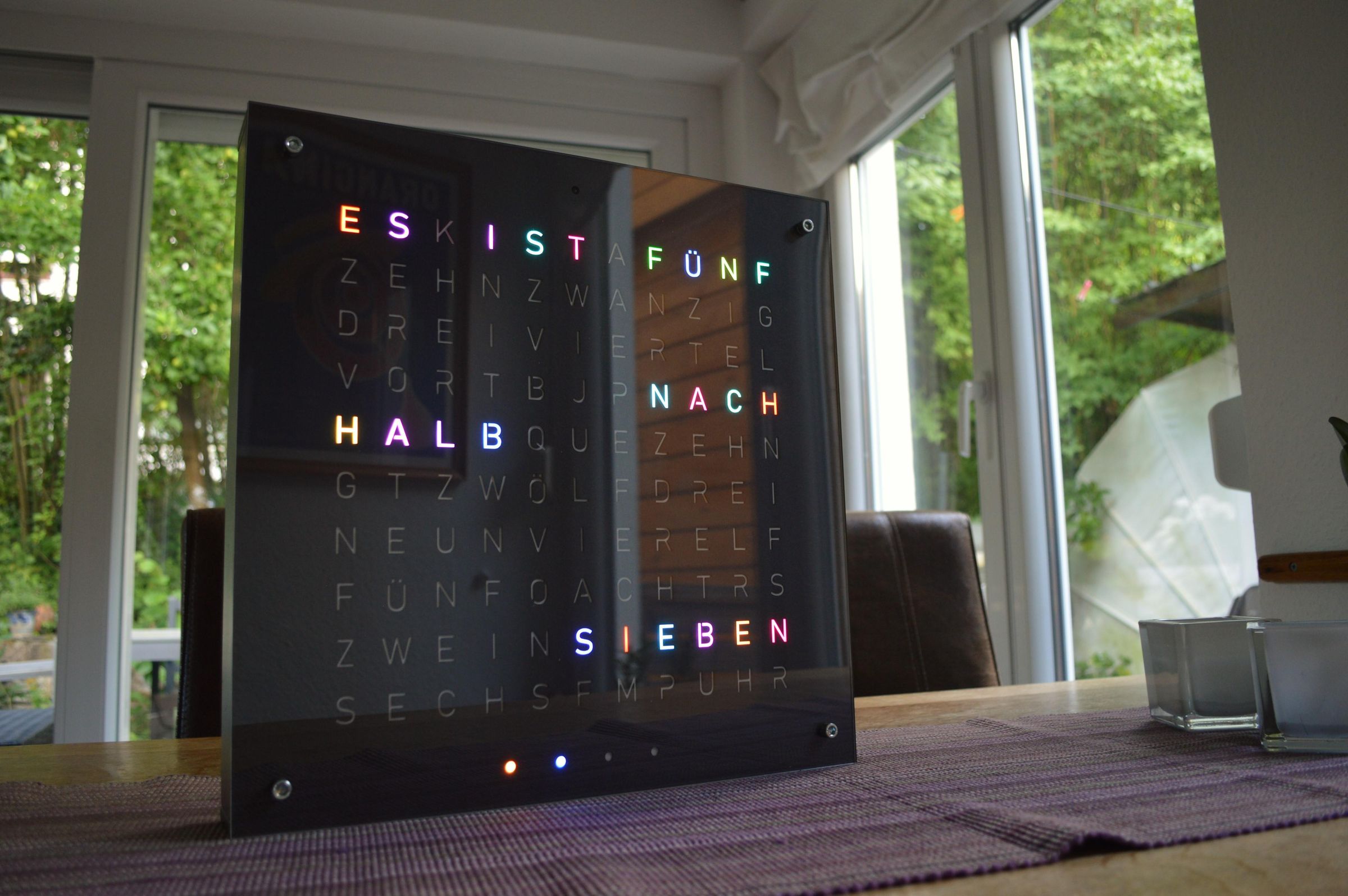 Word Clock (German Layout) : 8 Steps - Instructables