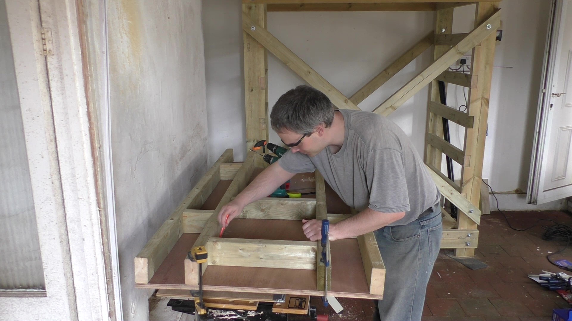 Wooden Scaffolding Tower : 11 Steps (with Pictures) - Instructables