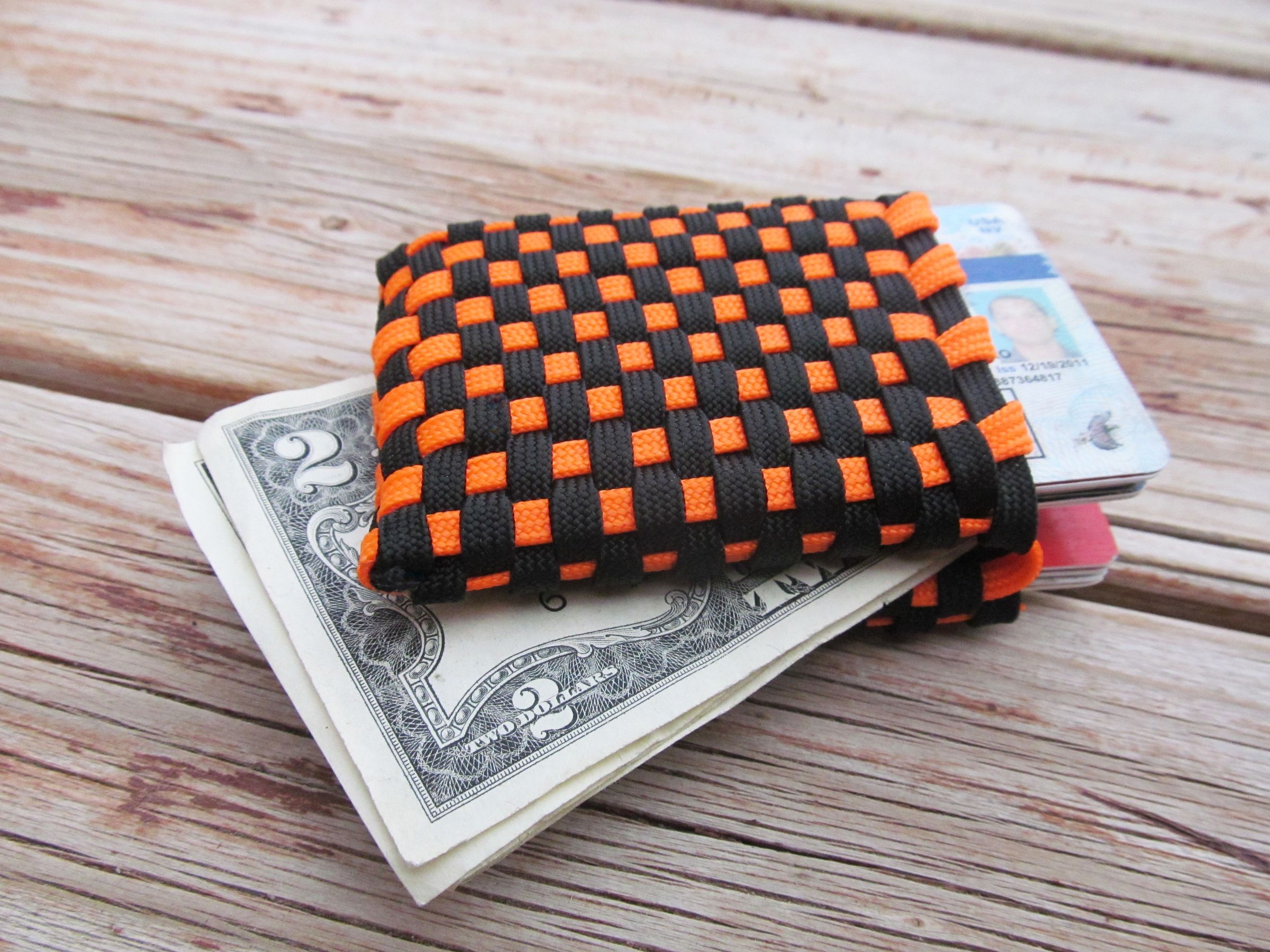 Paracord Wallet : 5 Steps (with Pictures) - Instructables