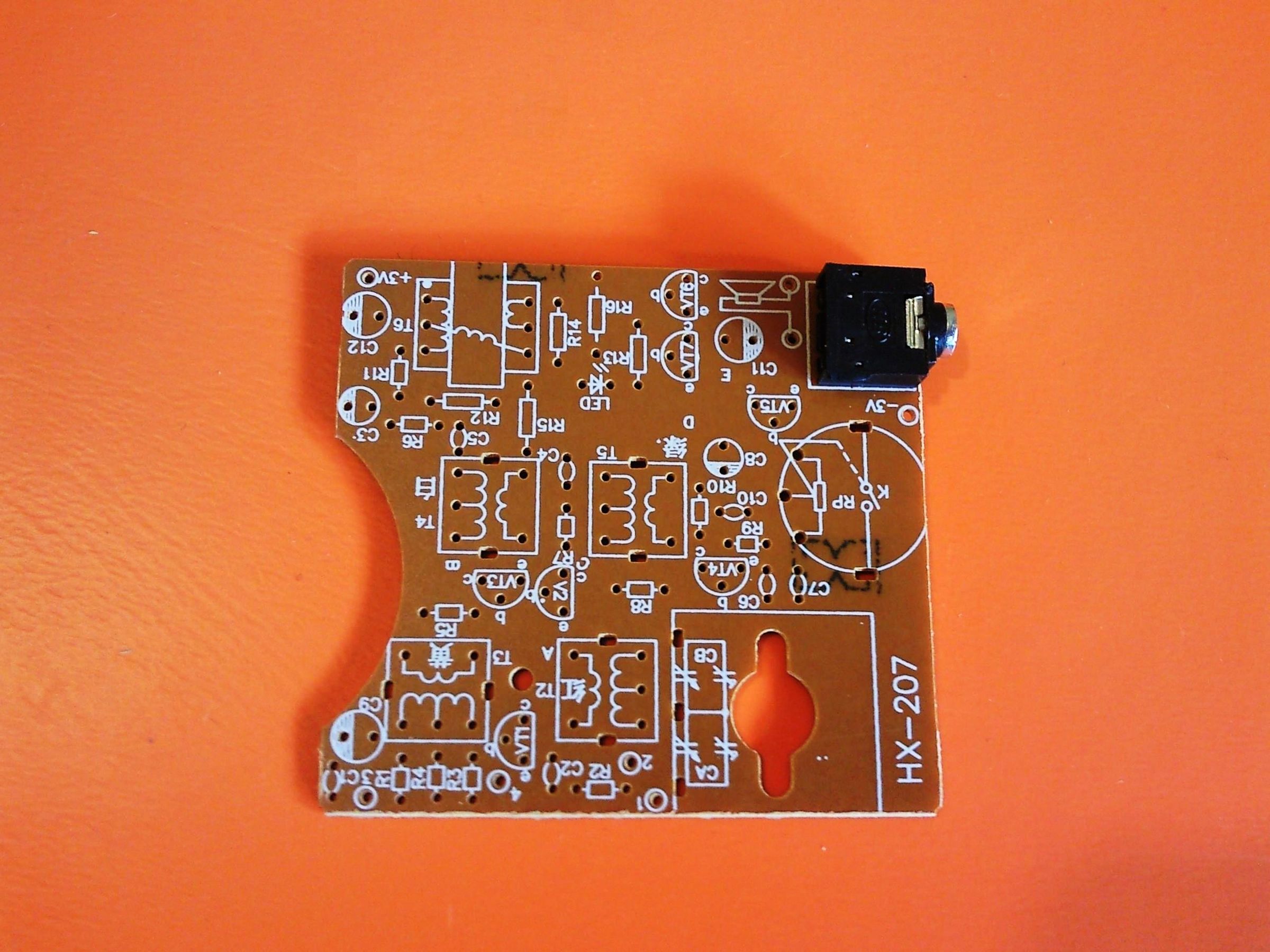 Assembling AM Radio Receiver Kit : 9 Steps (with Pictures) - Instructables