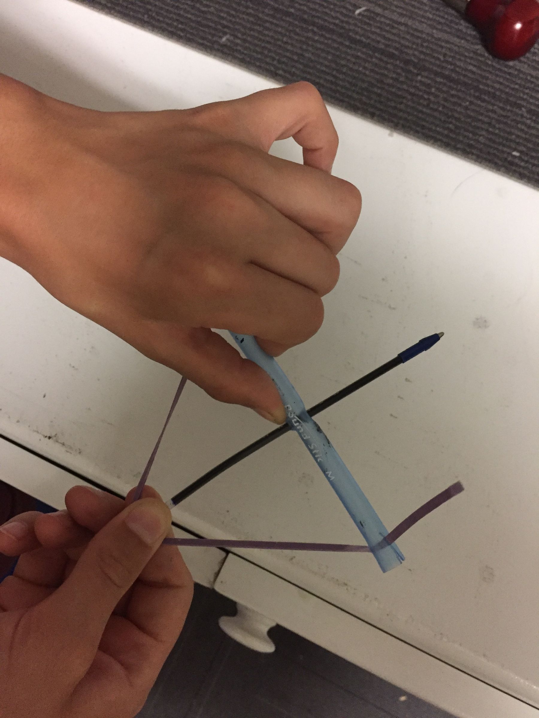 Easy to Make Pen Bow! : 4 Steps - Instructables