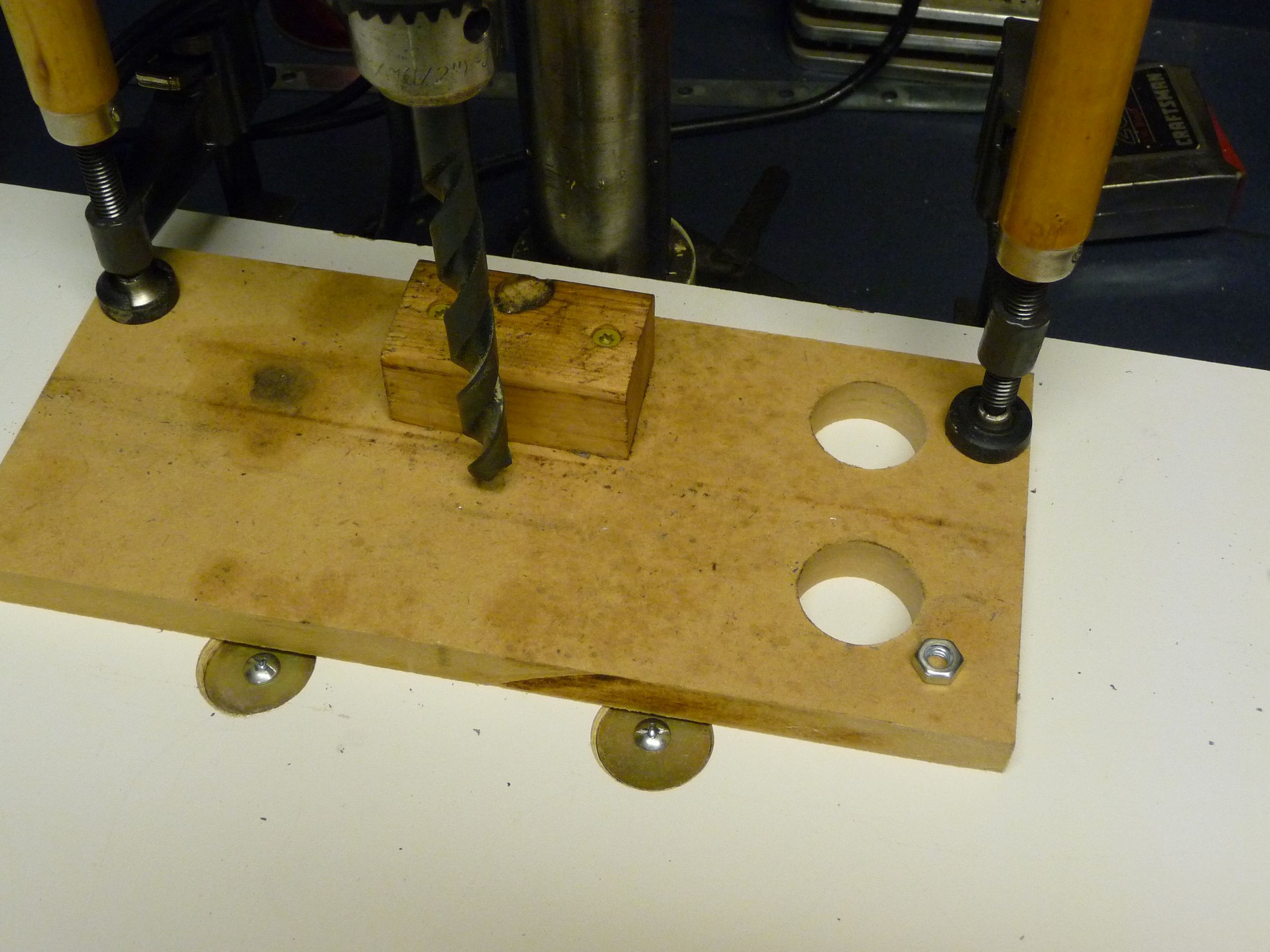 Sliding Ceiling TV Mount : 9 Steps (with Pictures) - Instructables