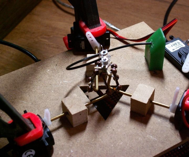 How to Make a Tiny Delta Robot : 7 Steps - Instructables