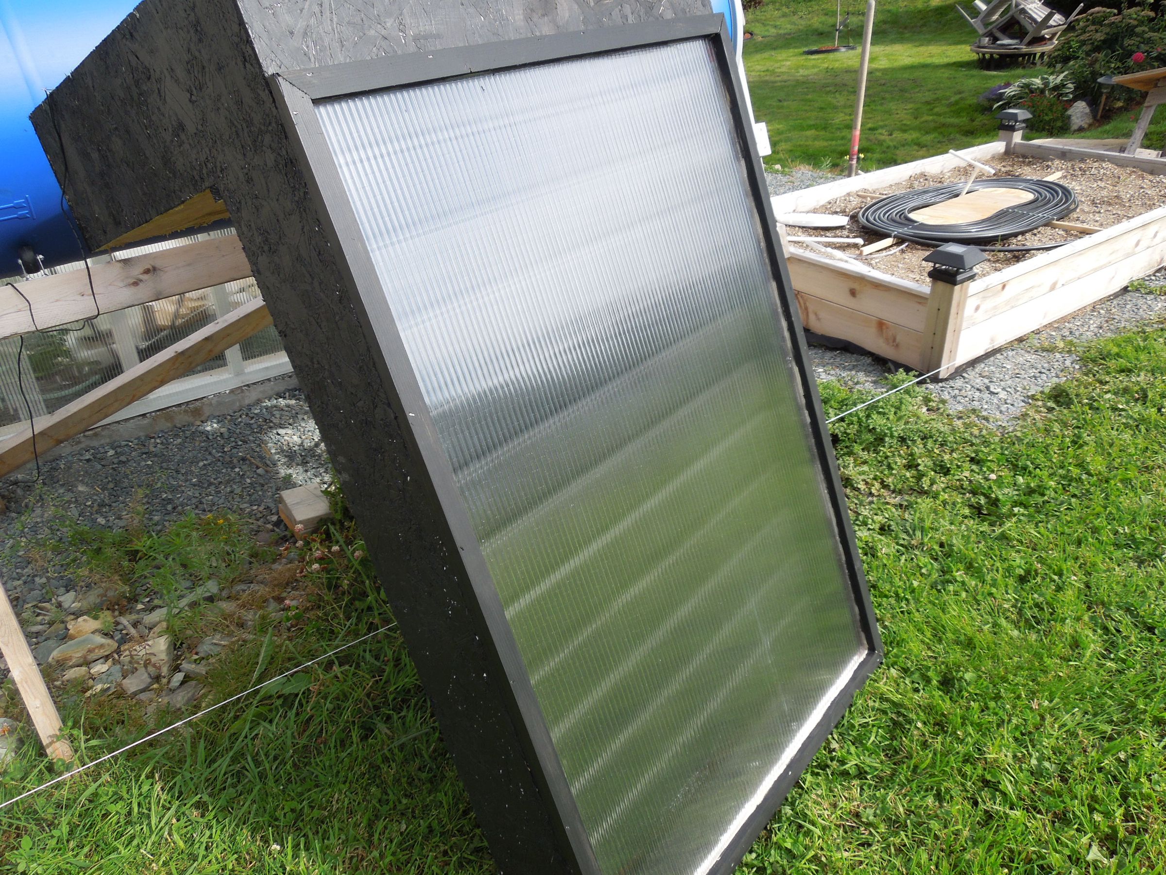 Window Mounted Solar Hot Air Furnace (Aluminum Soffit Based) : 11 Steps ...