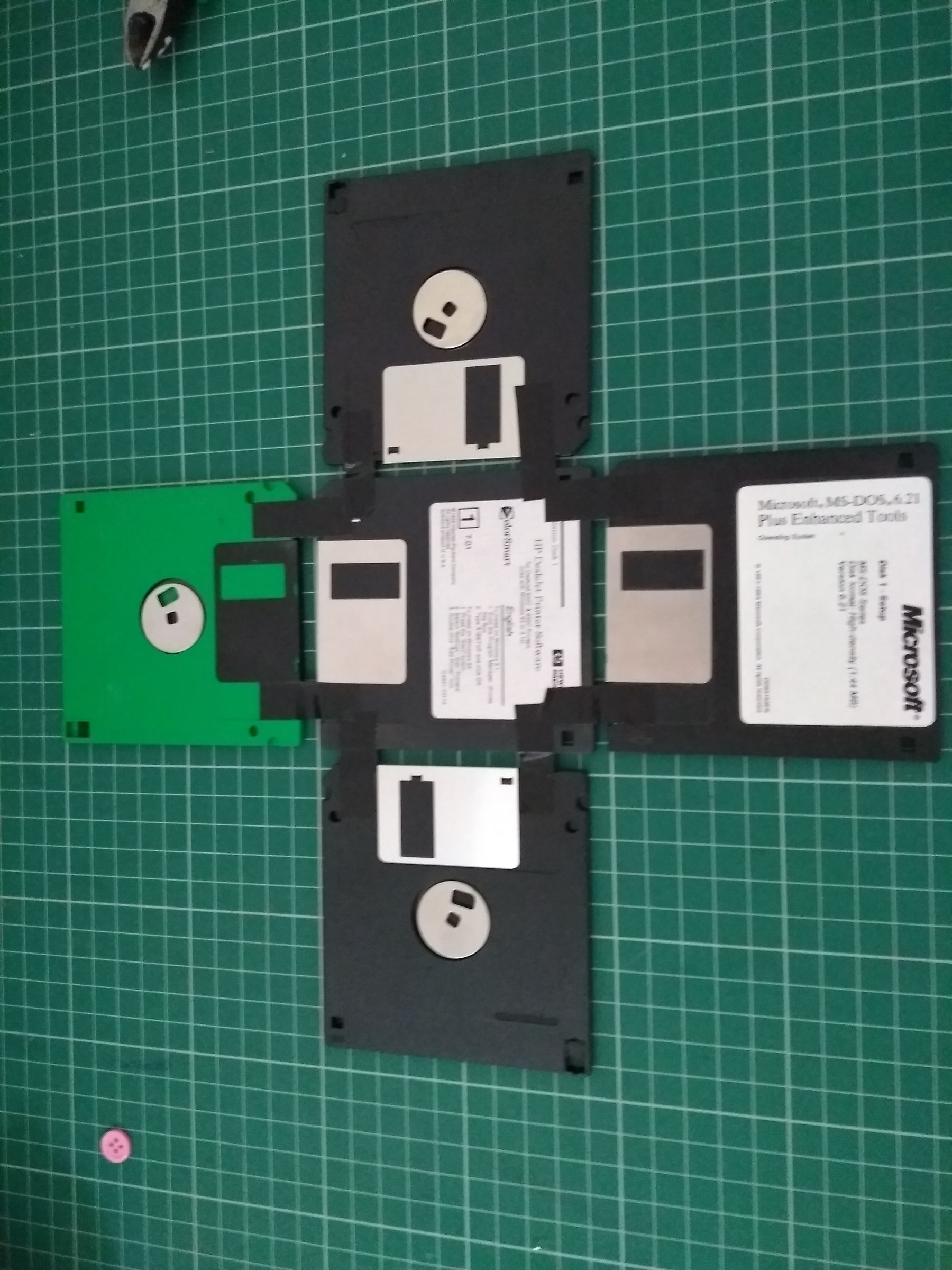 Floppy Disk Succulent Planter : 3 Steps (with Pictures) - Instructables