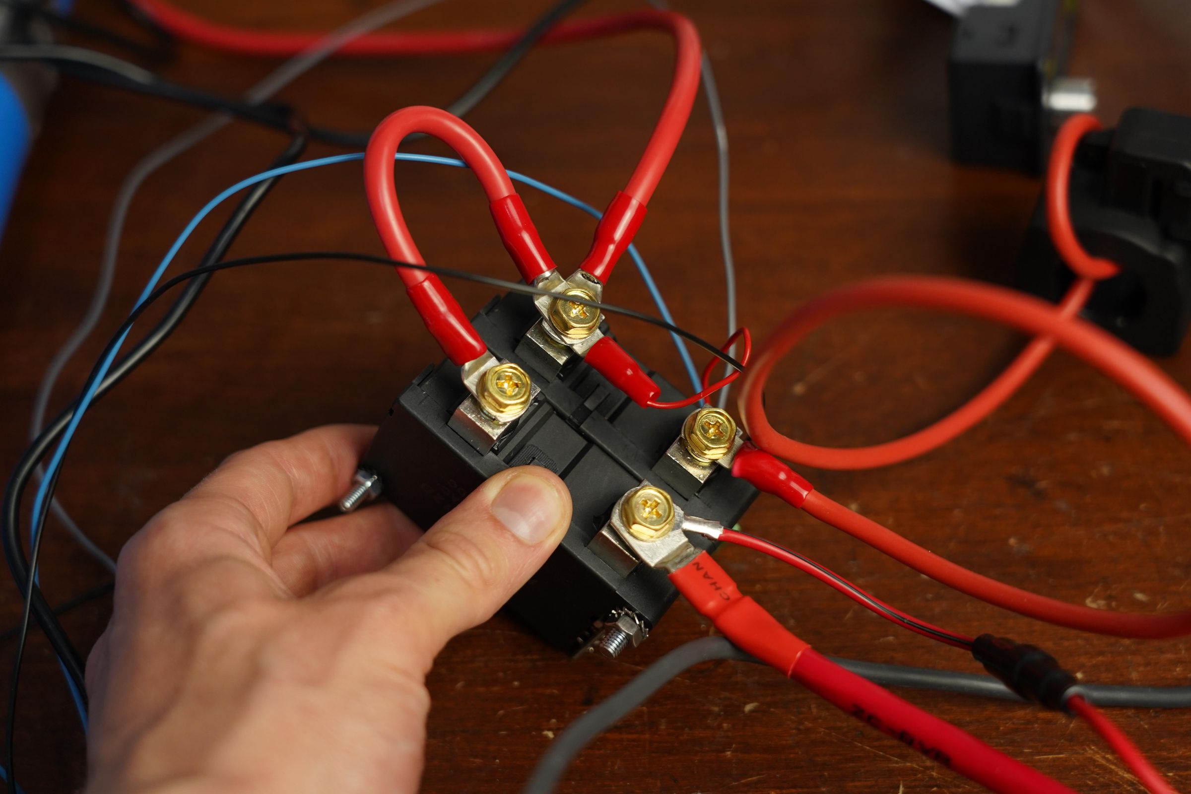 DIY Portable Power Station : 4 Steps - Instructables